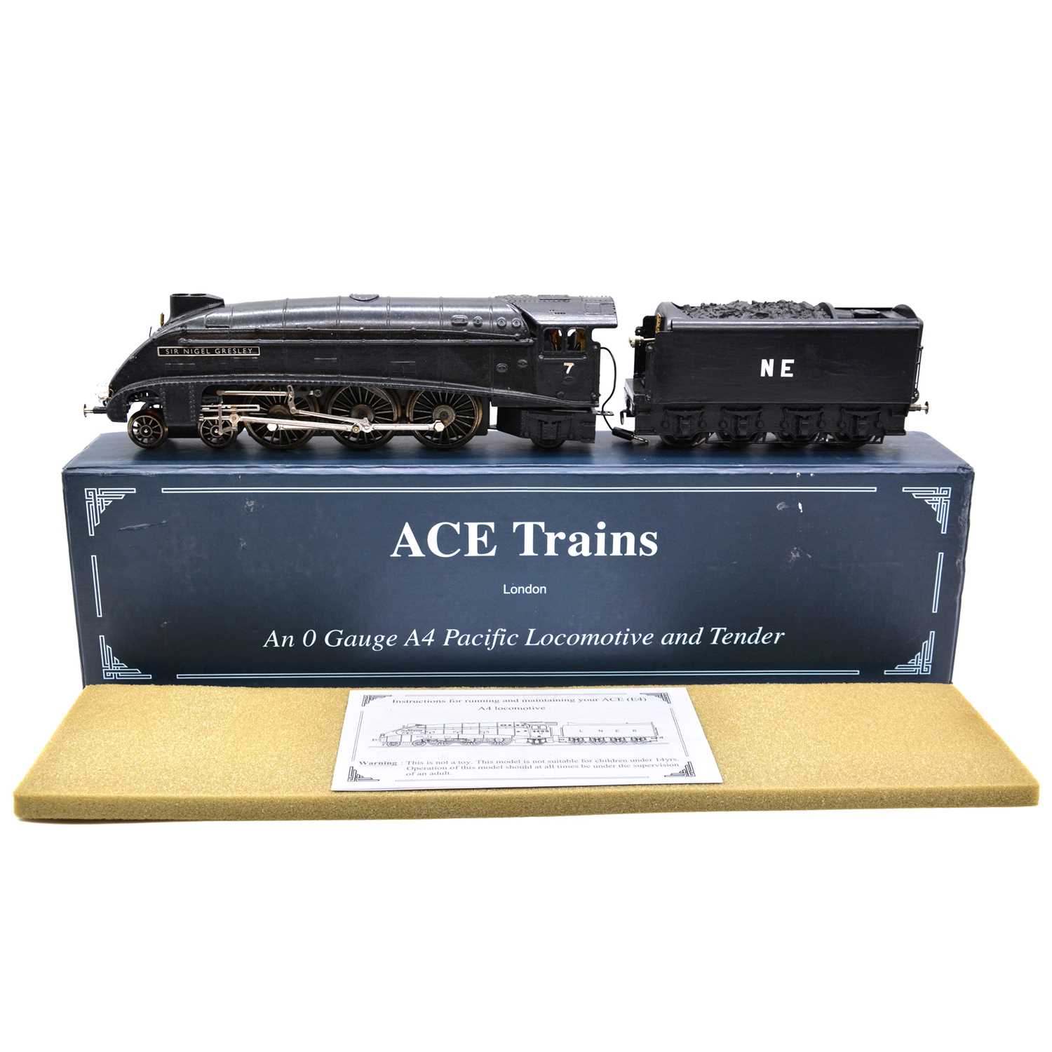 Lot 32 Ace Trains O Gauge Model Railway Electric