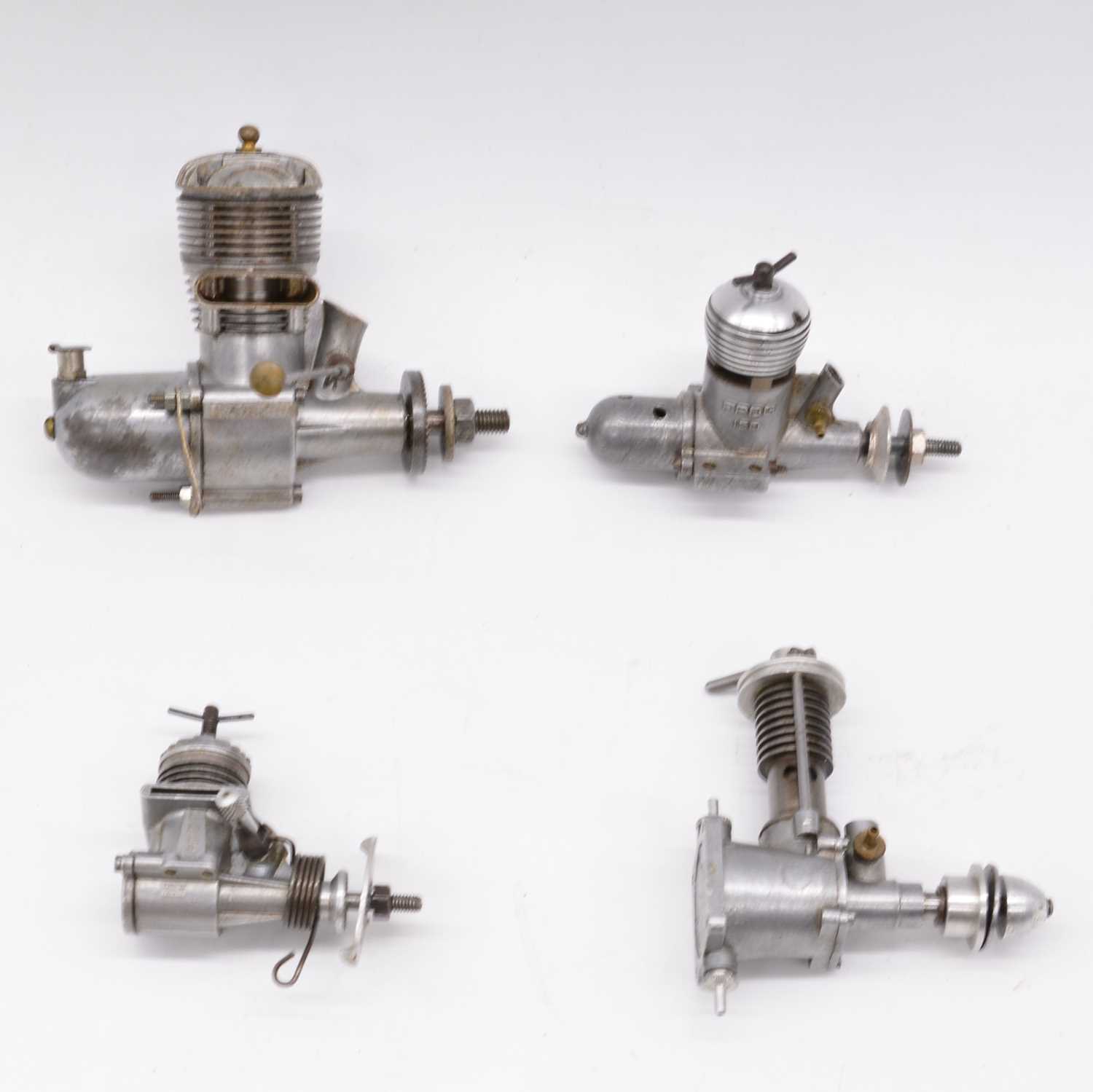 Lot 14 - Four FROG diesel and glow engines, including