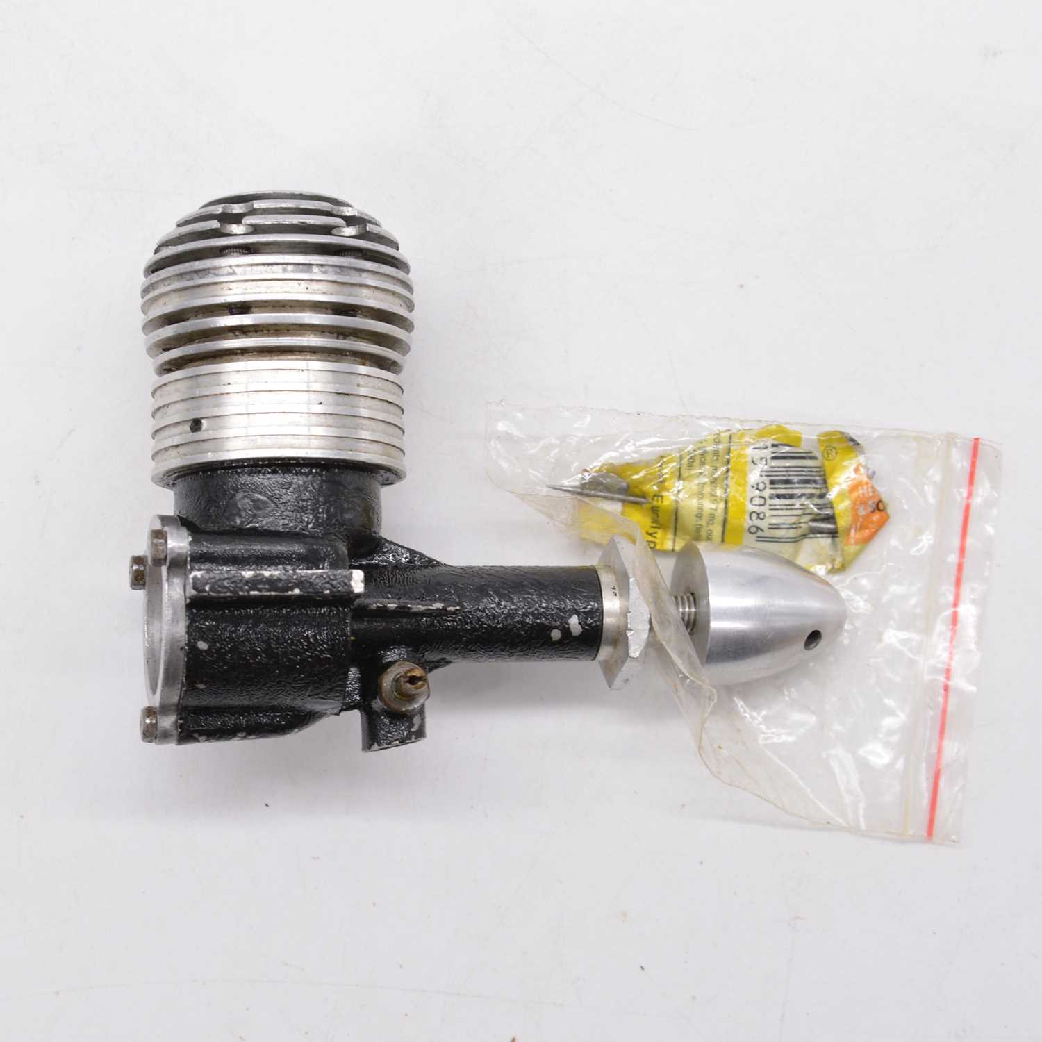 Lot 26 - YULON 49 vintage glow engine, with needle