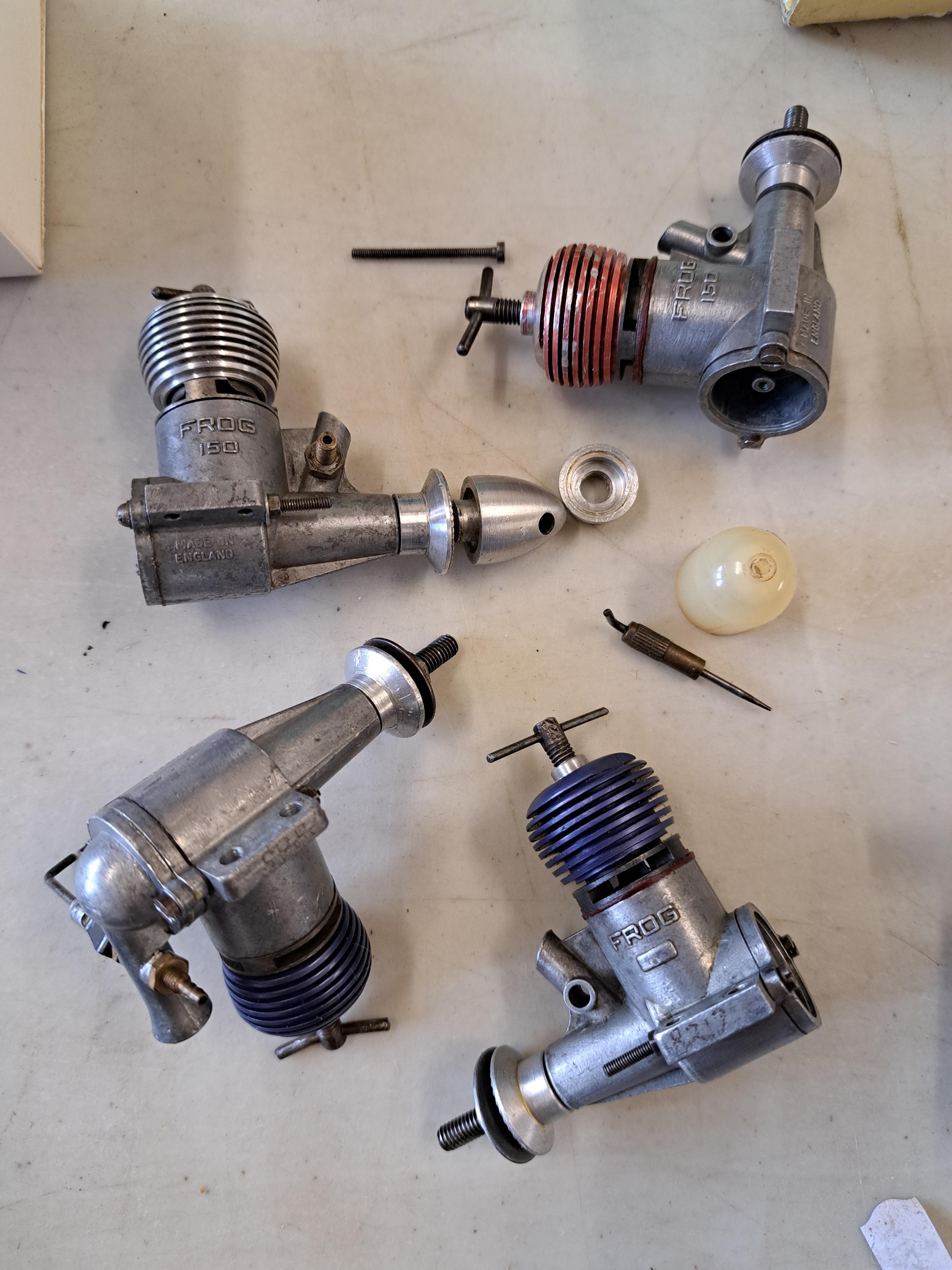 Lot 51 - Four FROG 1.5cc diesel engines, including