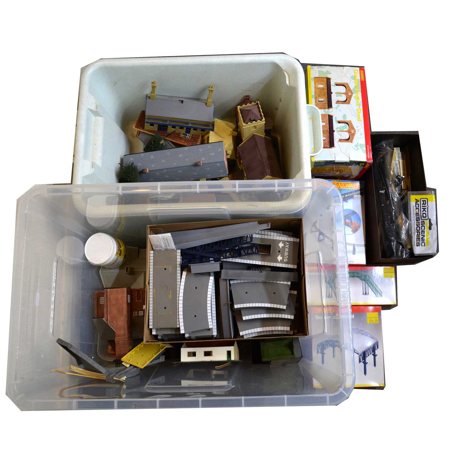 Lot 1032 - Two boxes of OO gauge model railway scenery