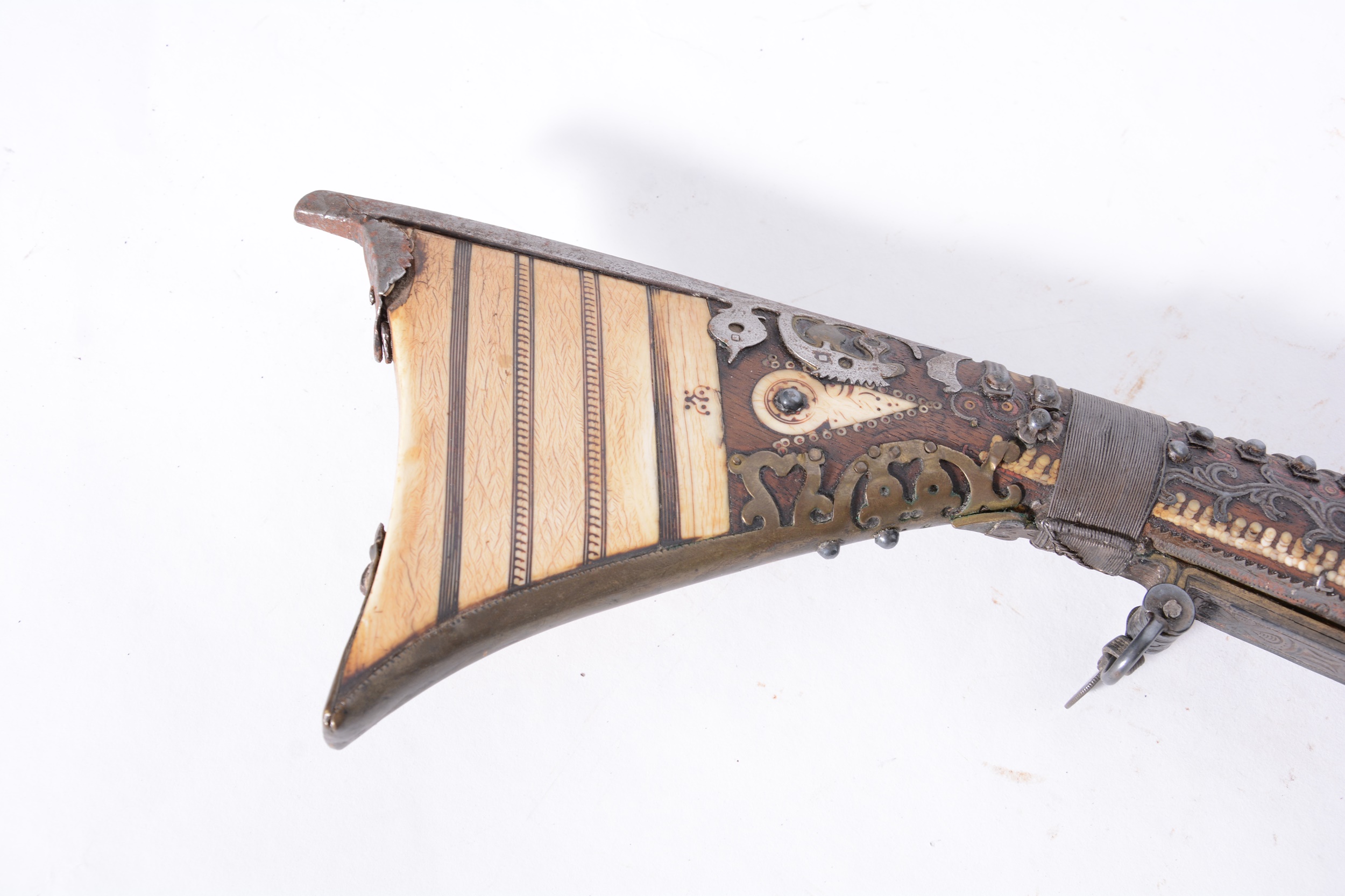 Lot 13 - Arab snaphaunce gun