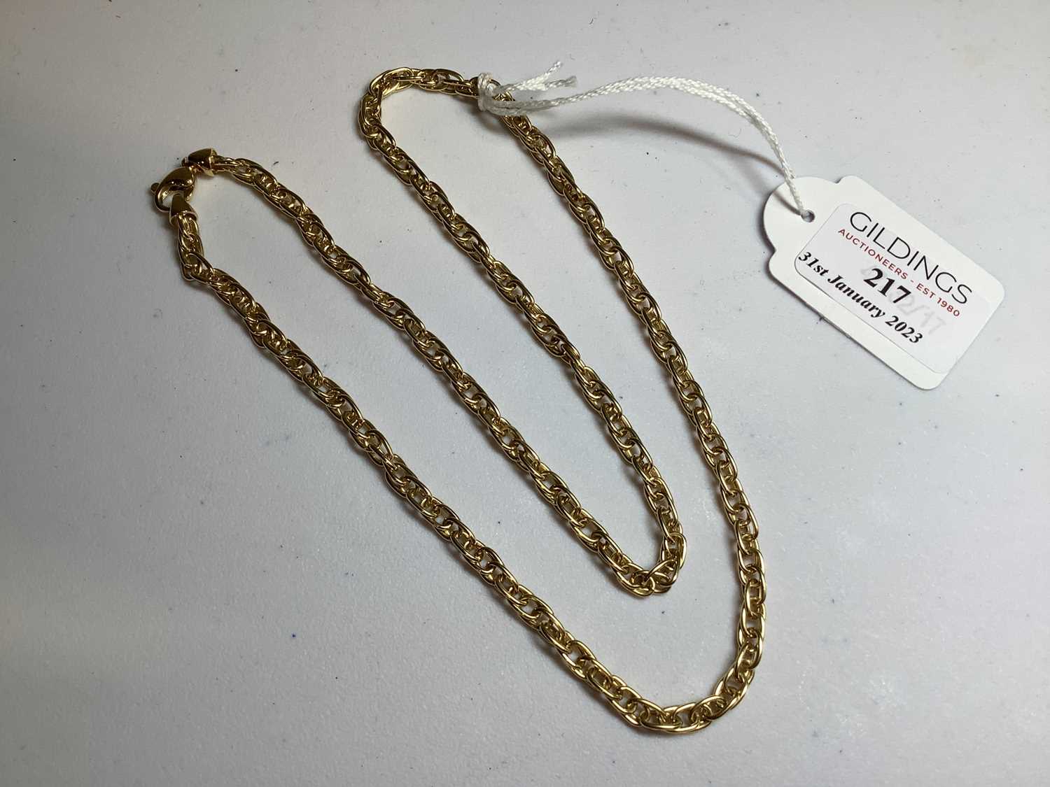 Lot 218 - A 9 carat yellow gold Kings pattern chain