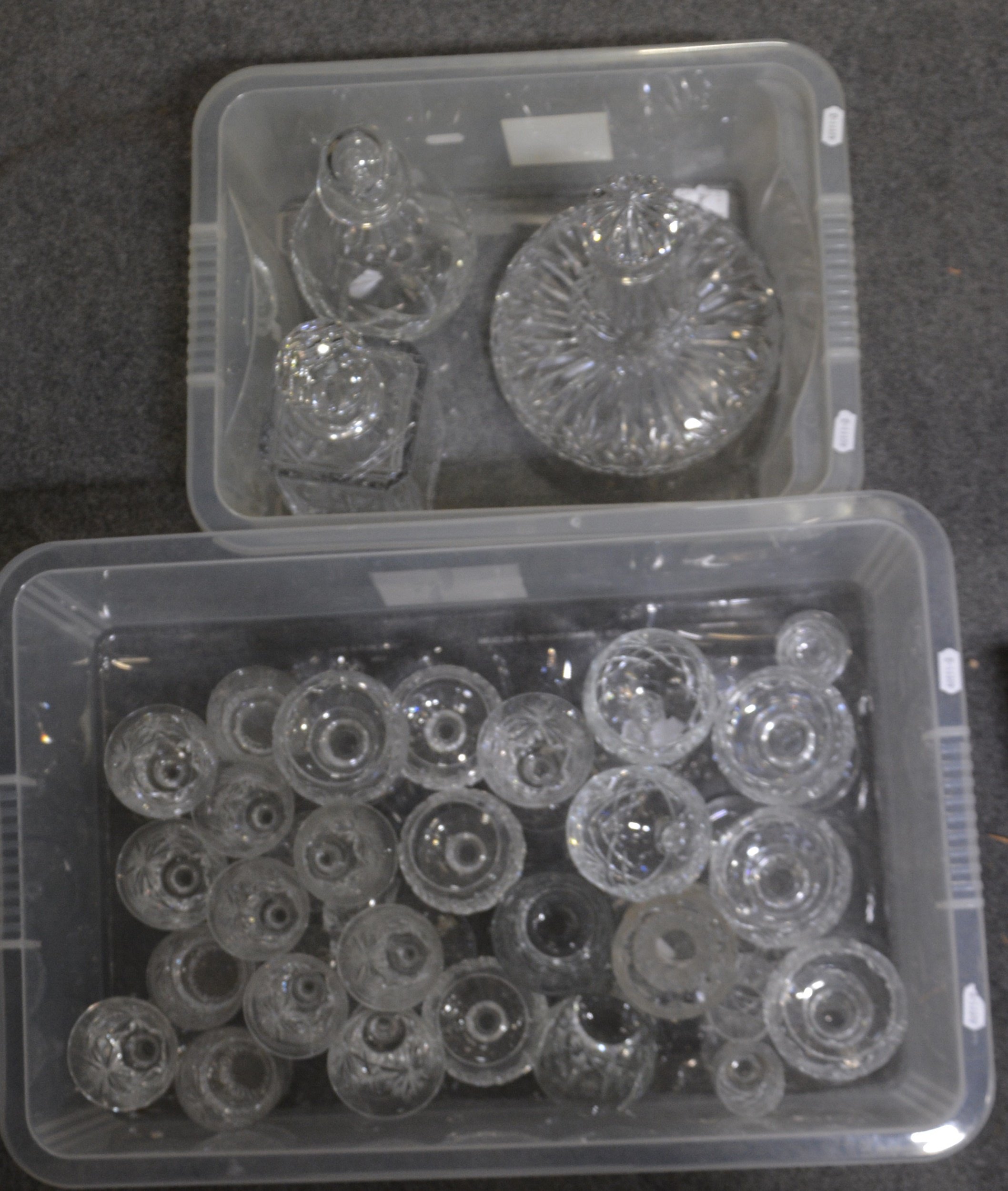 Lot 44 - A collection of Edinburgh Crystal,