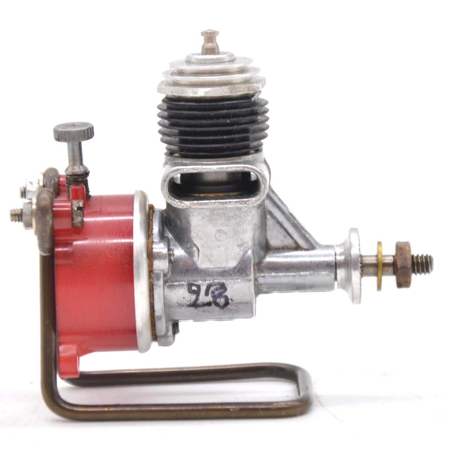 Lot 133 - Three American glow engines - Cox Pee Wee