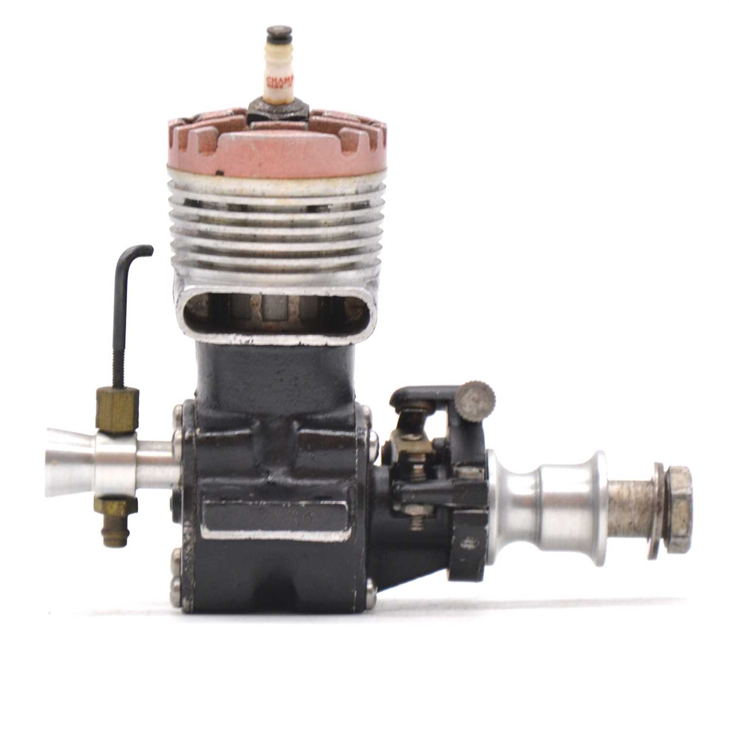 Lot 34 - McCoy 29 Red Head, 4.8cc sparkie