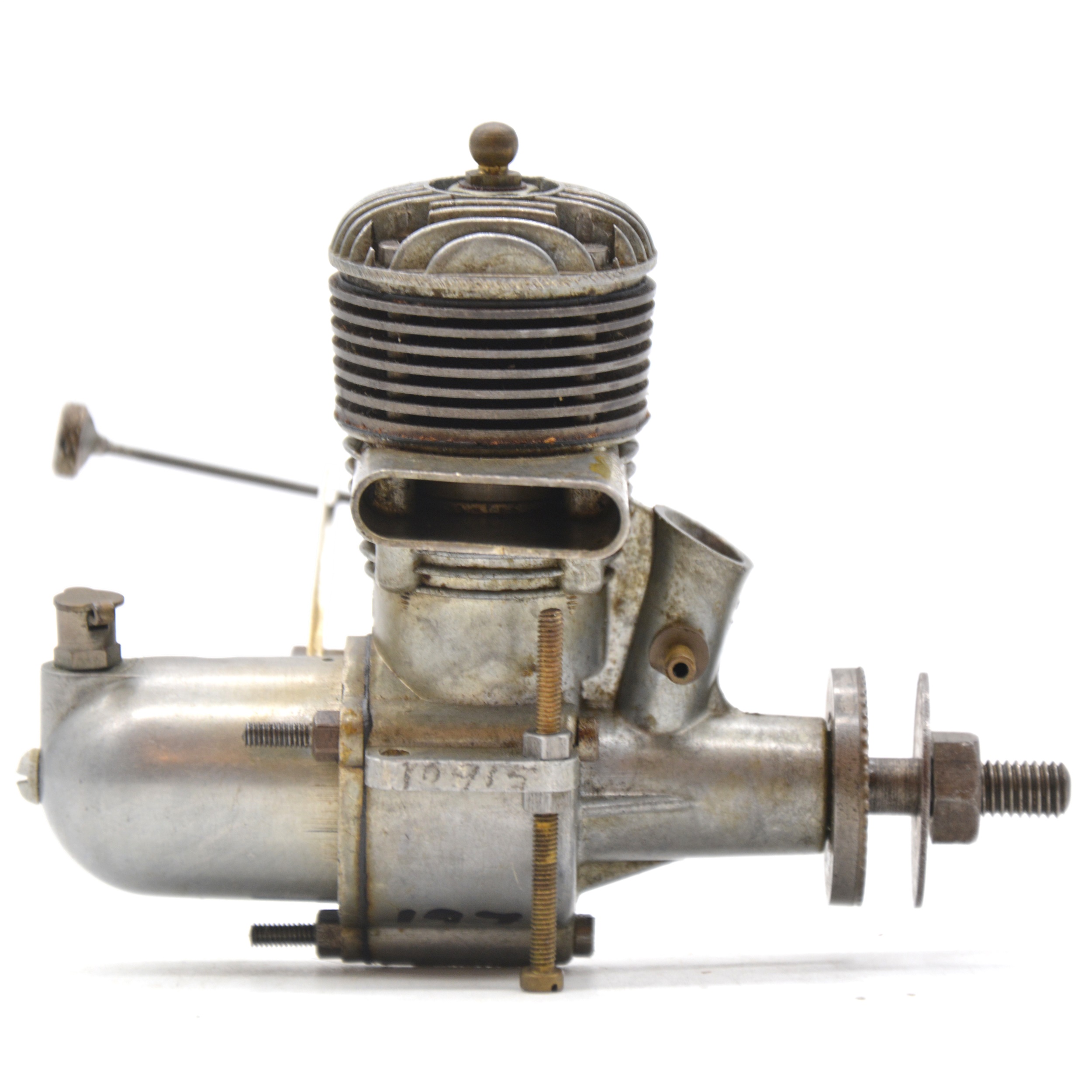 Lot 156 - Frog 500 5cc glow engine and a Vivell 49 8cc
