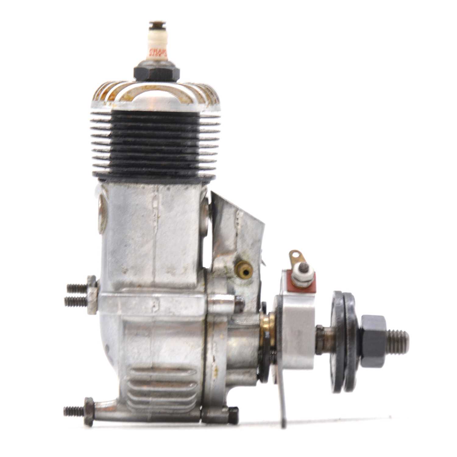 Lot 93 - Two Ohlsson & Rice spark engines, 29FR and