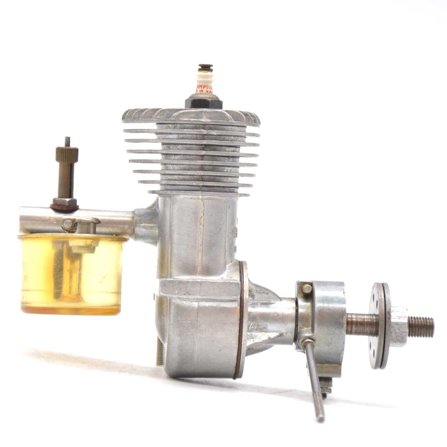 Lot 40 - Super Hurricane 24 sparkie engine, and a