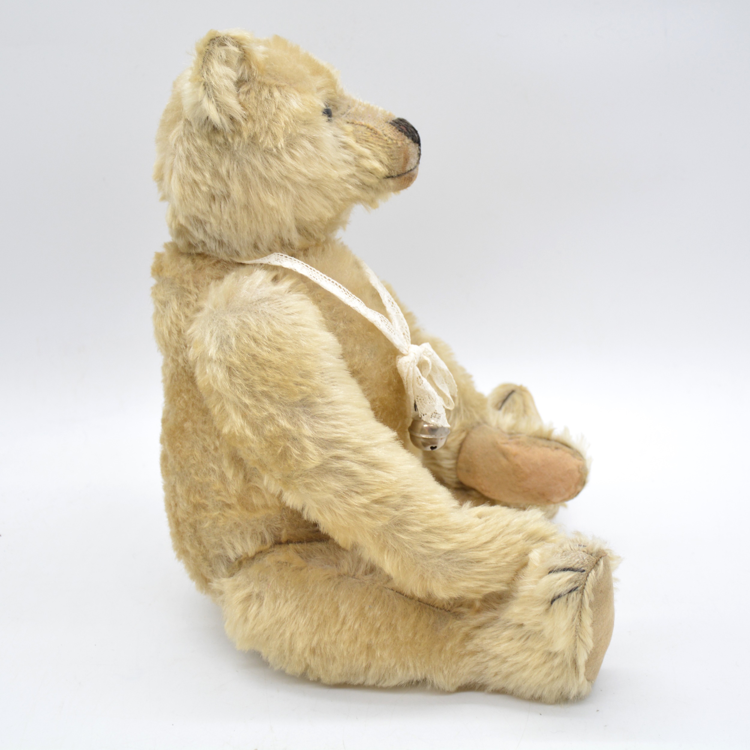Lot 3 - Steiff teddy bear, c1915/20, black button eyes,