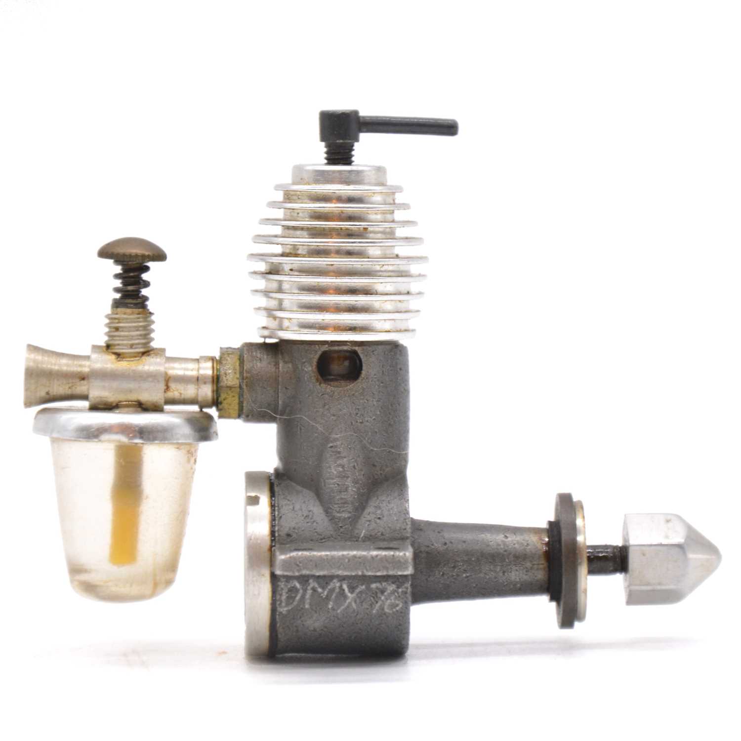 Lot 8 - Two Indian ‘Mills-75’ diesel engines