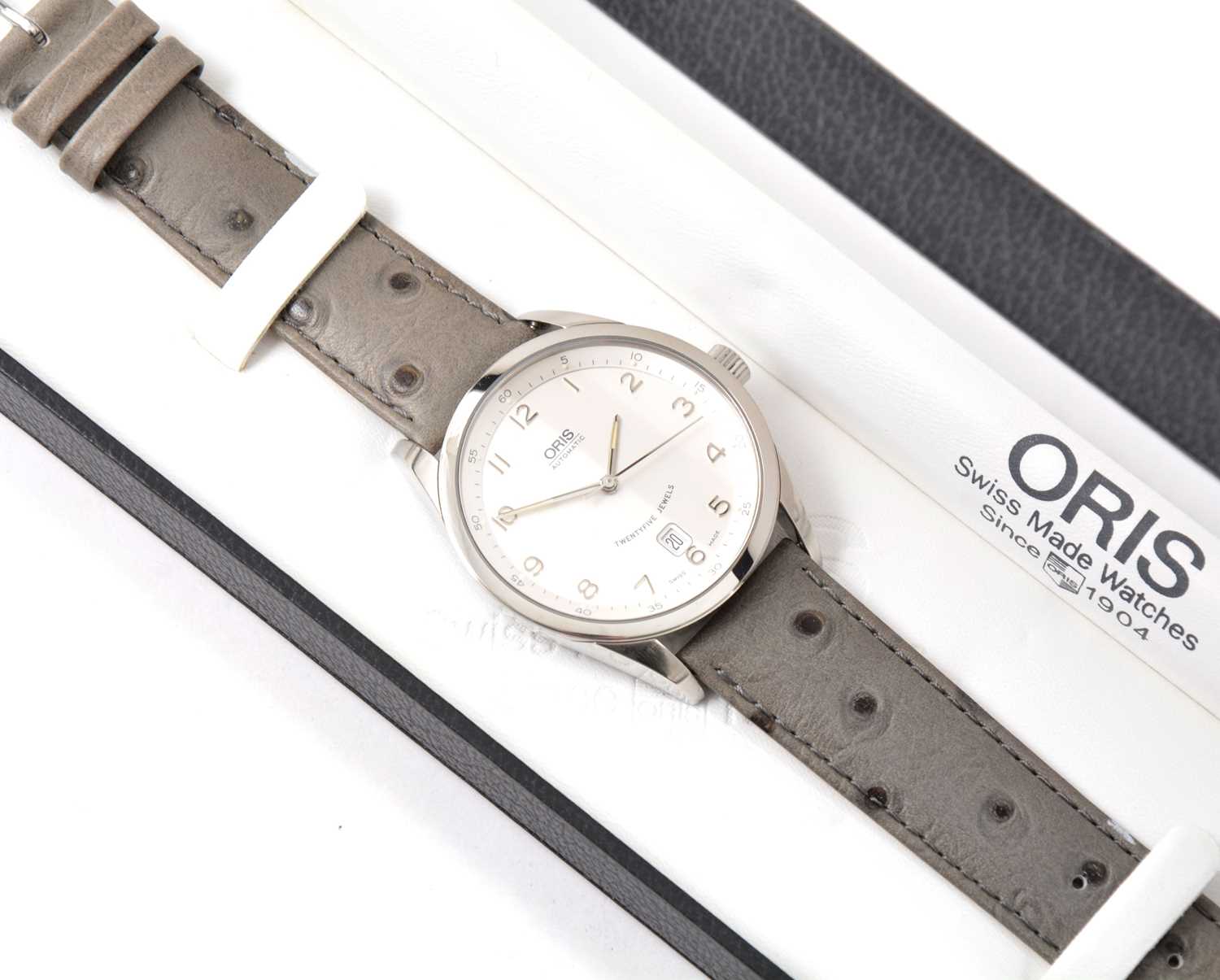 Lot 362 - Oris - a gentleman's XXL Classic Date