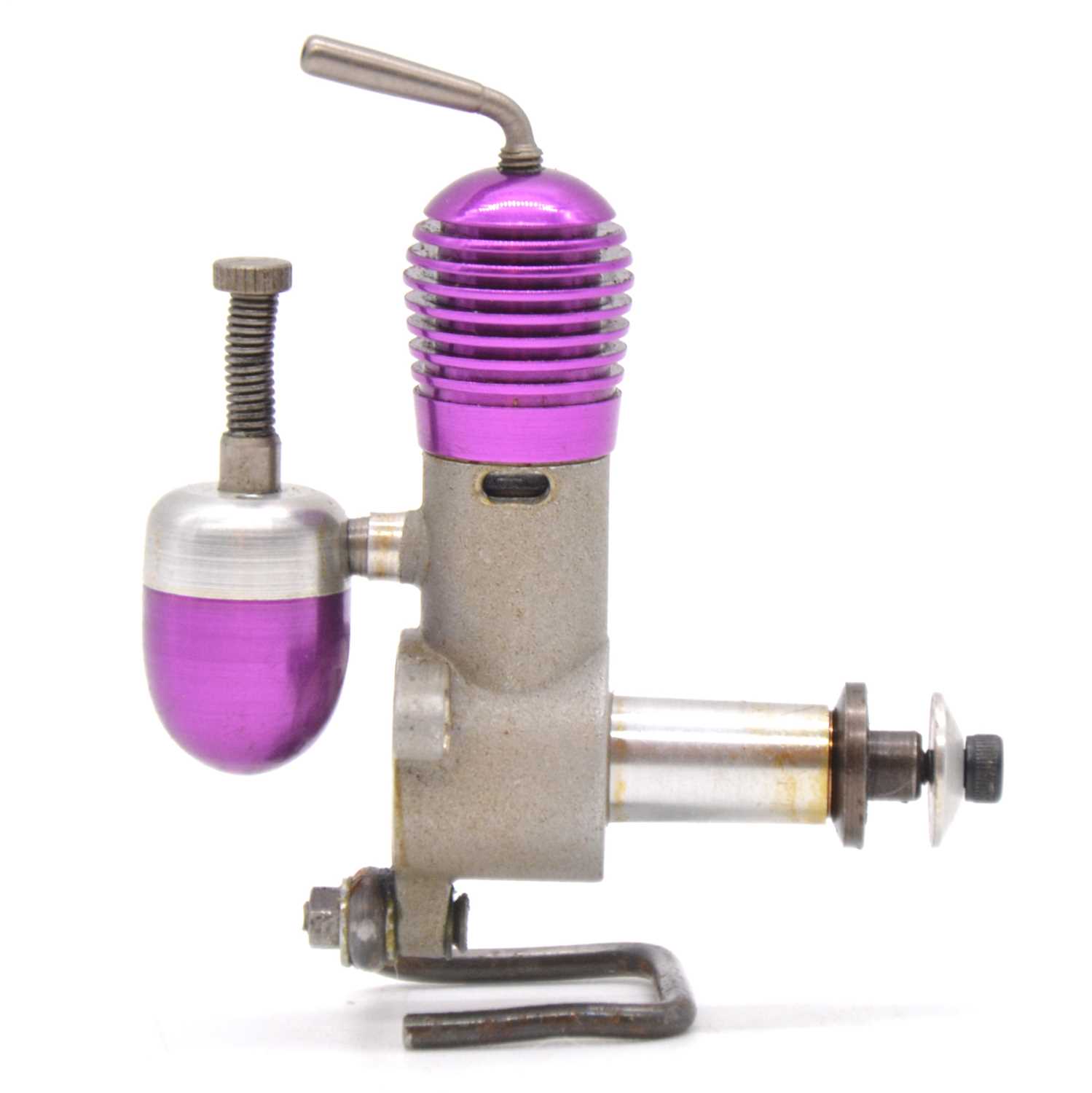 Lot 142 - Lumir Polednik replica of Super Atom, 0.33cc