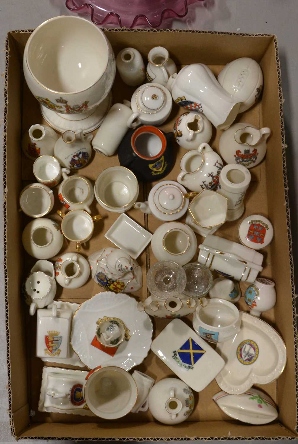 Lot 102 - One tray of Goss type crested china