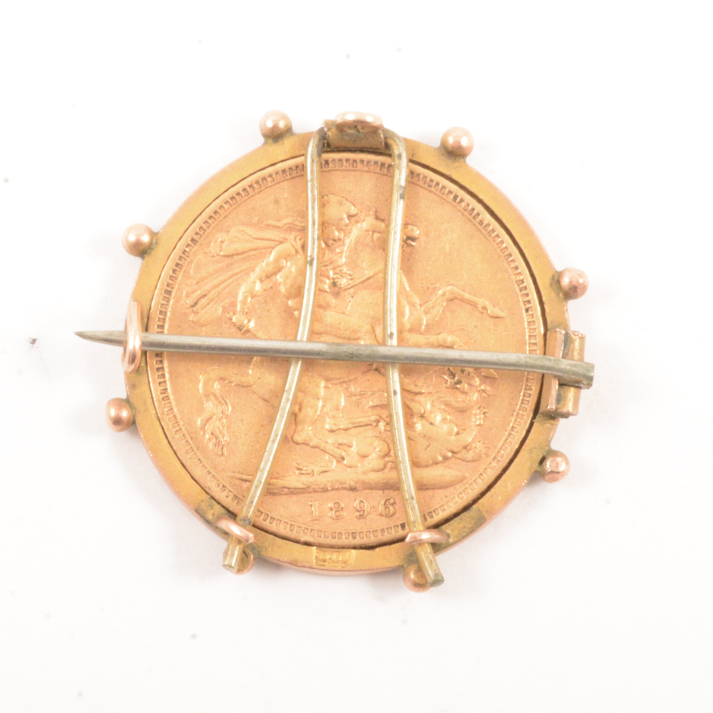 Lot 139 - A Gold Full Sovereign Coin brooch.