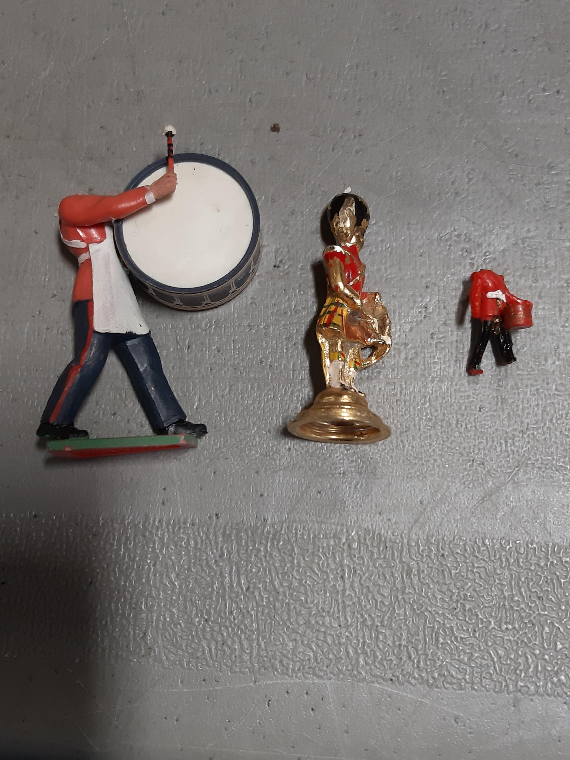 Lot 99 - Collection of ceramic Drummer related