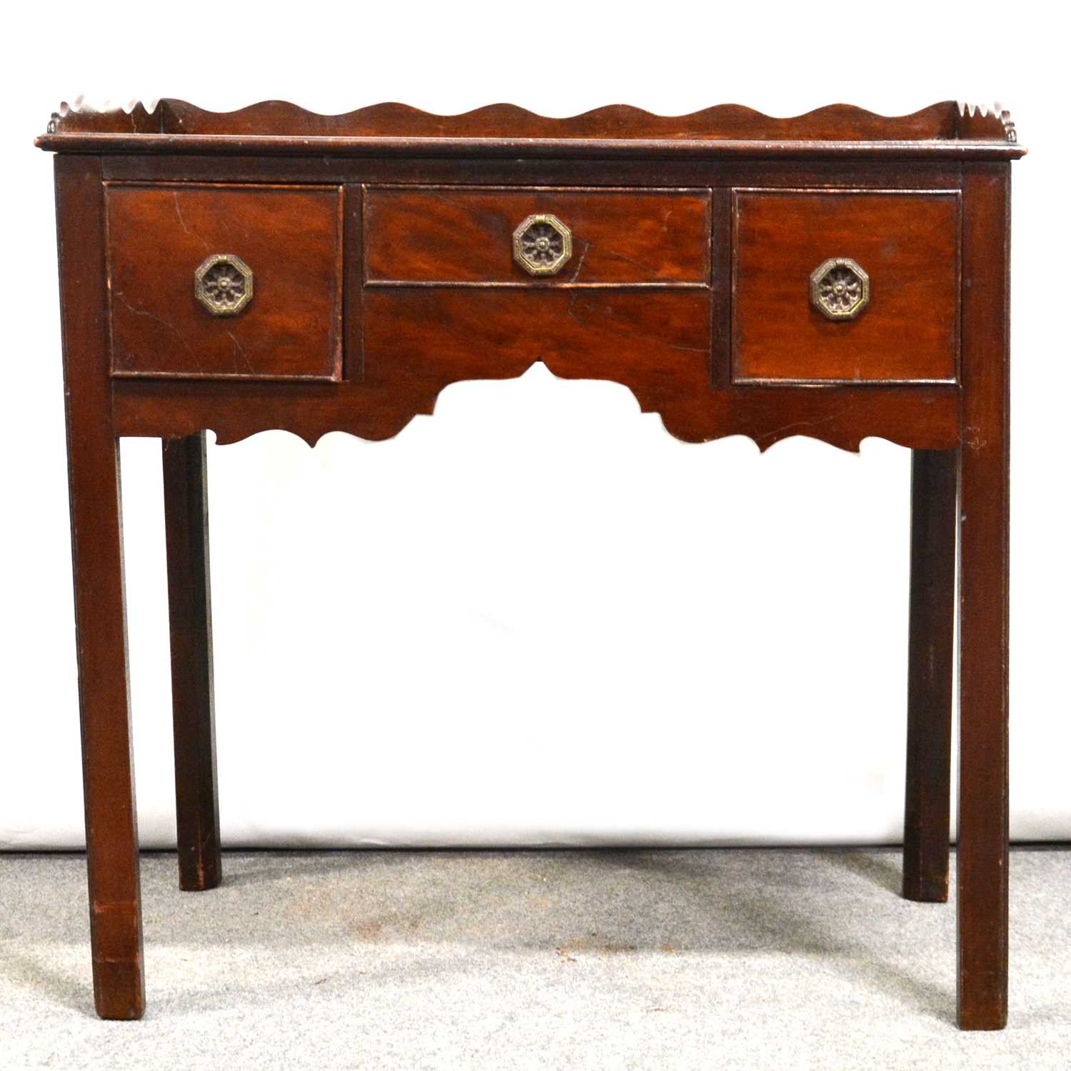 Lot 401 - George III mahogany side table,