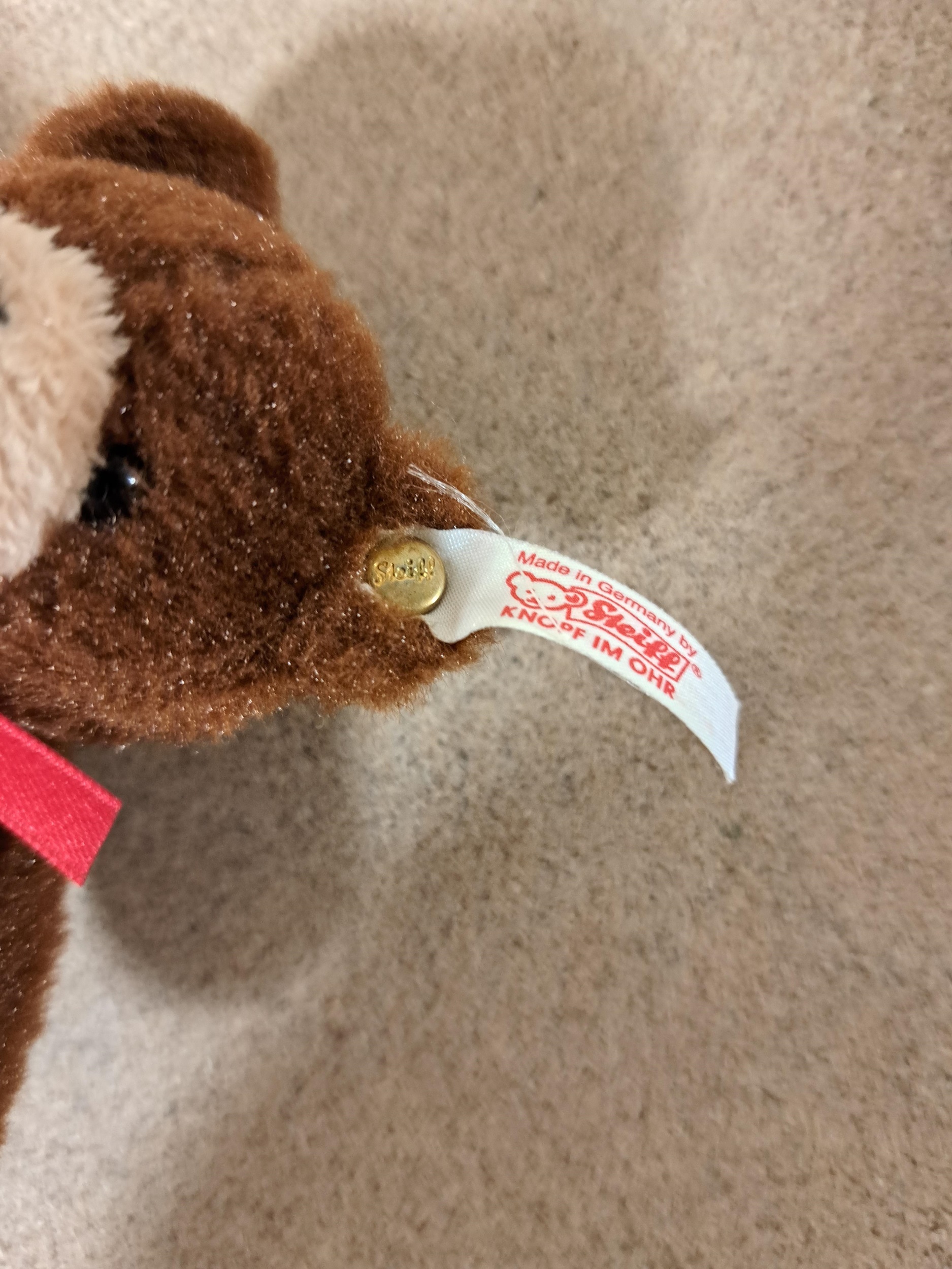 Lot 65 - Steiff Germany teddy bear, 682216 'Hello