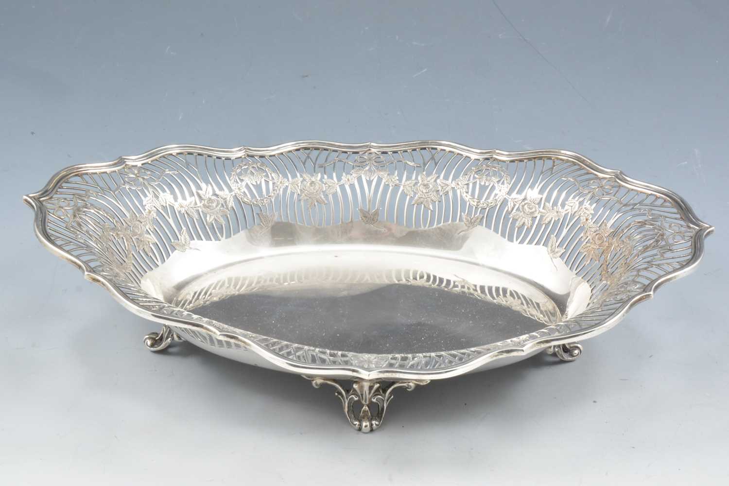Lot 257 - Silver dessert dish,