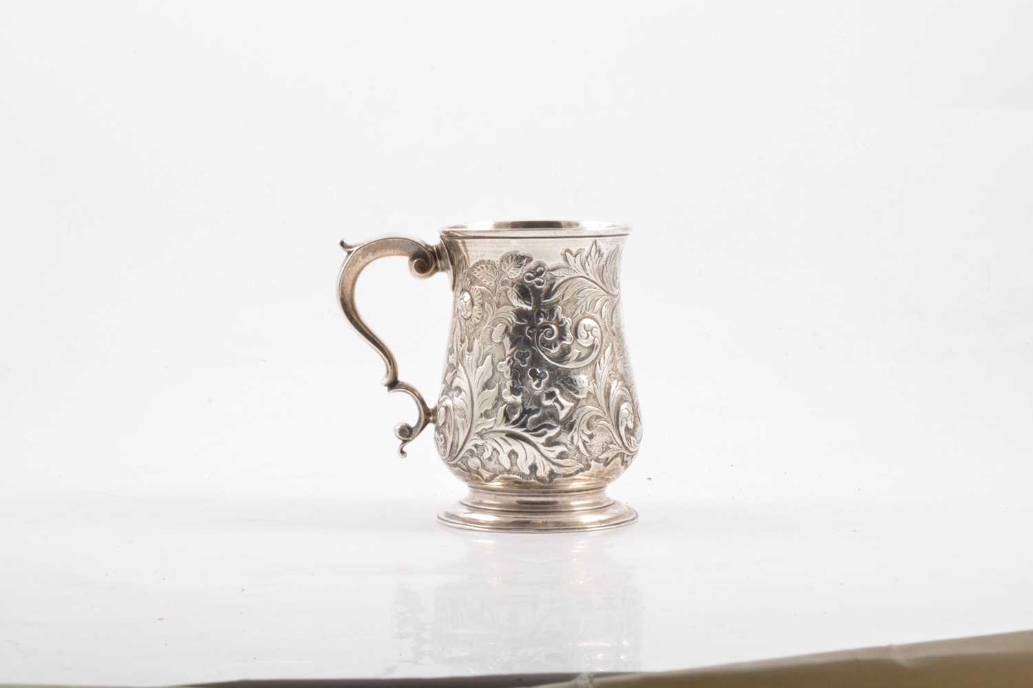 Lot 244 - A George III silver tankard Samuel Whitford