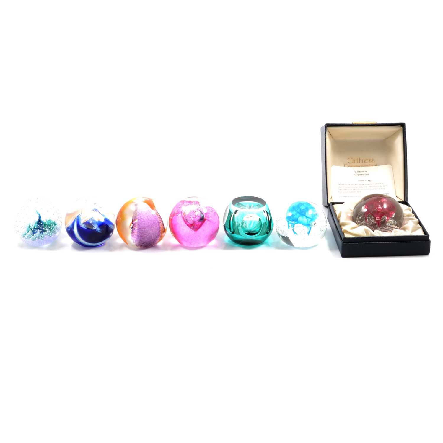 Lot 101 - Collection of seven Caithness glass