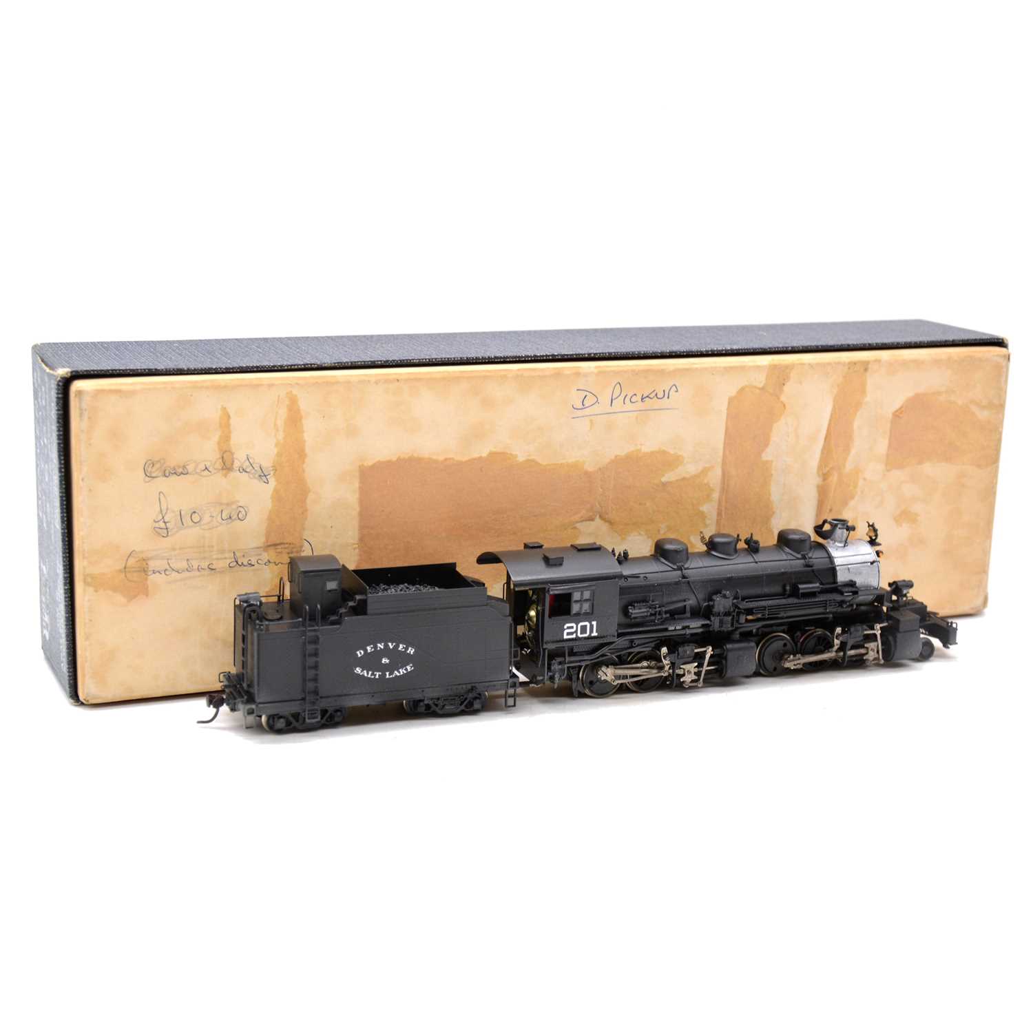 Lot 32 - United Scale Models HO gauge steam locomotive