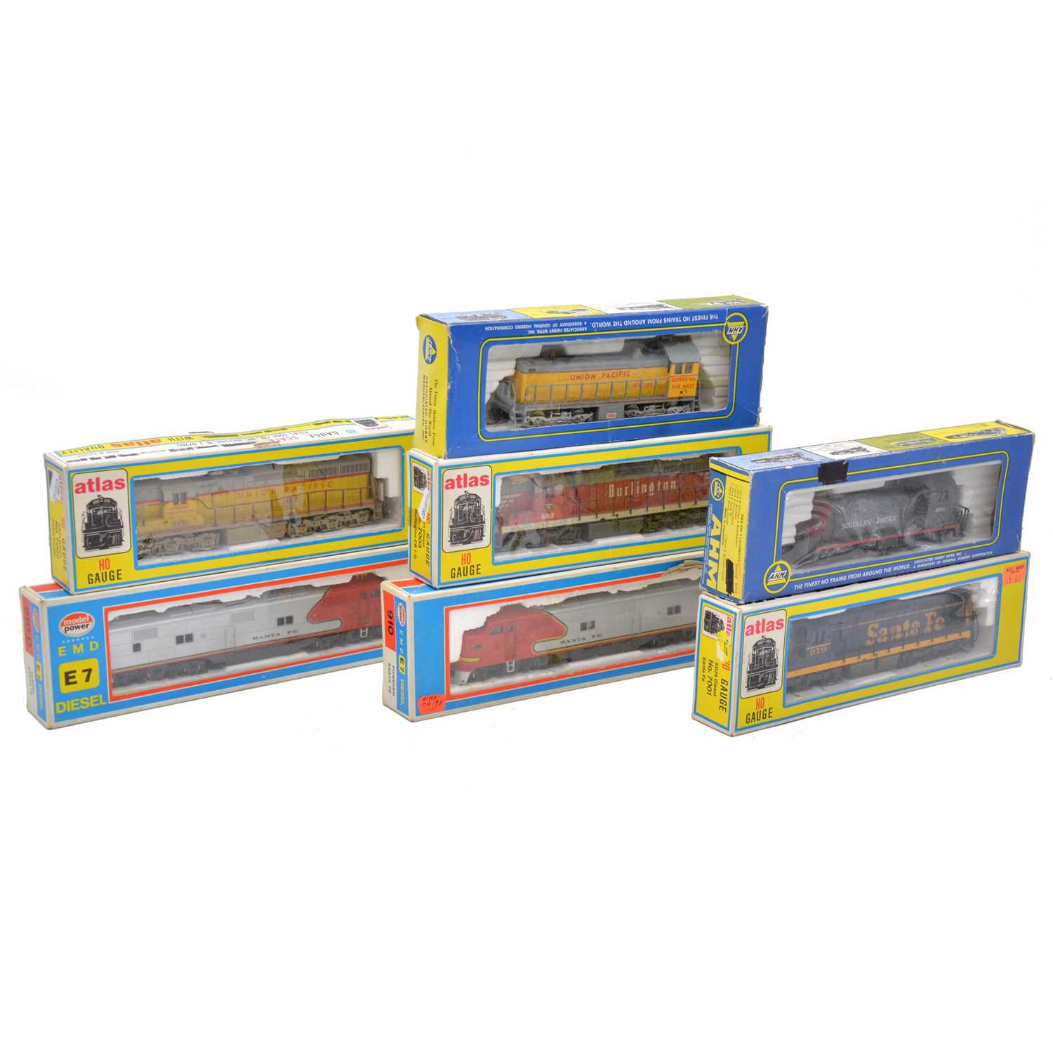 Lot 55 - Seven HO gauge diesel locomotives, including