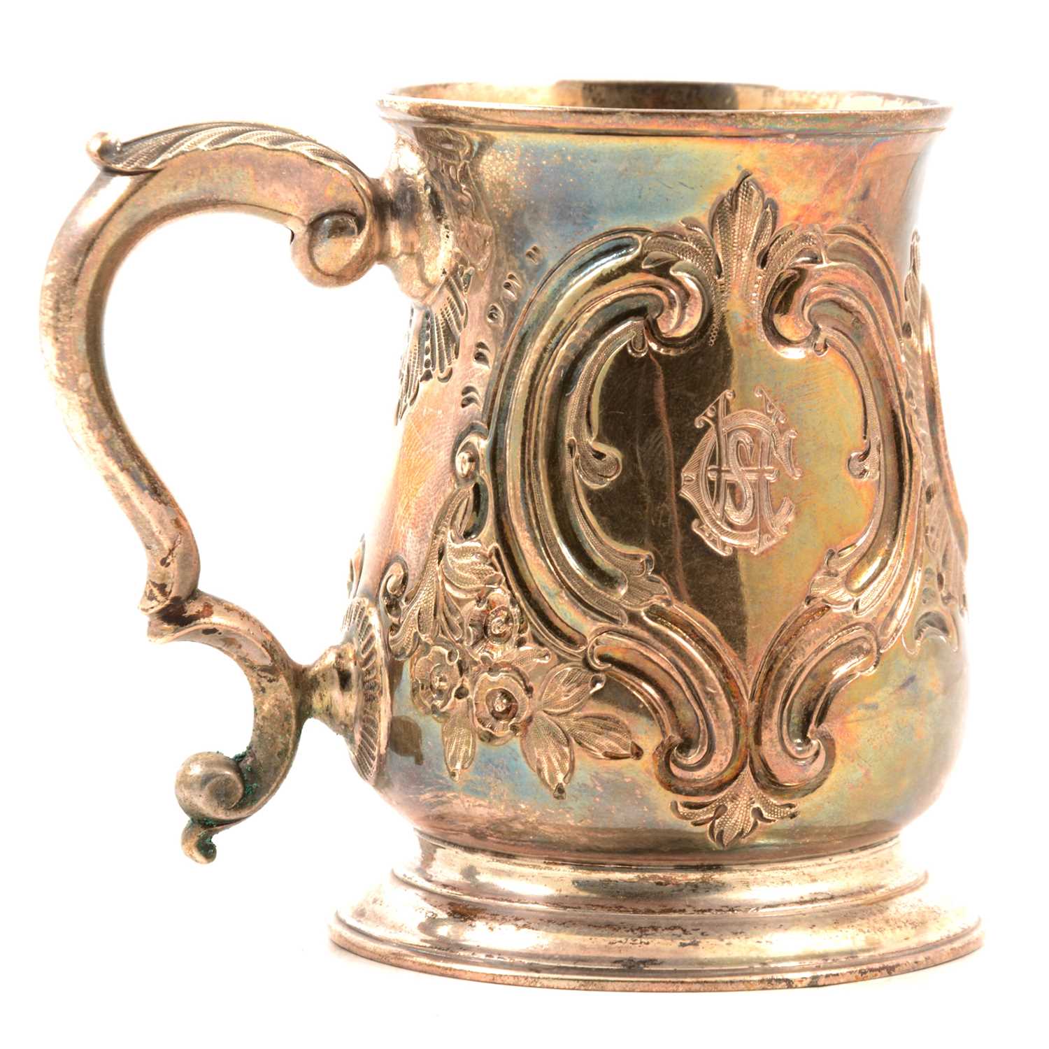 Lot 260 - Silver mug, 18th century,