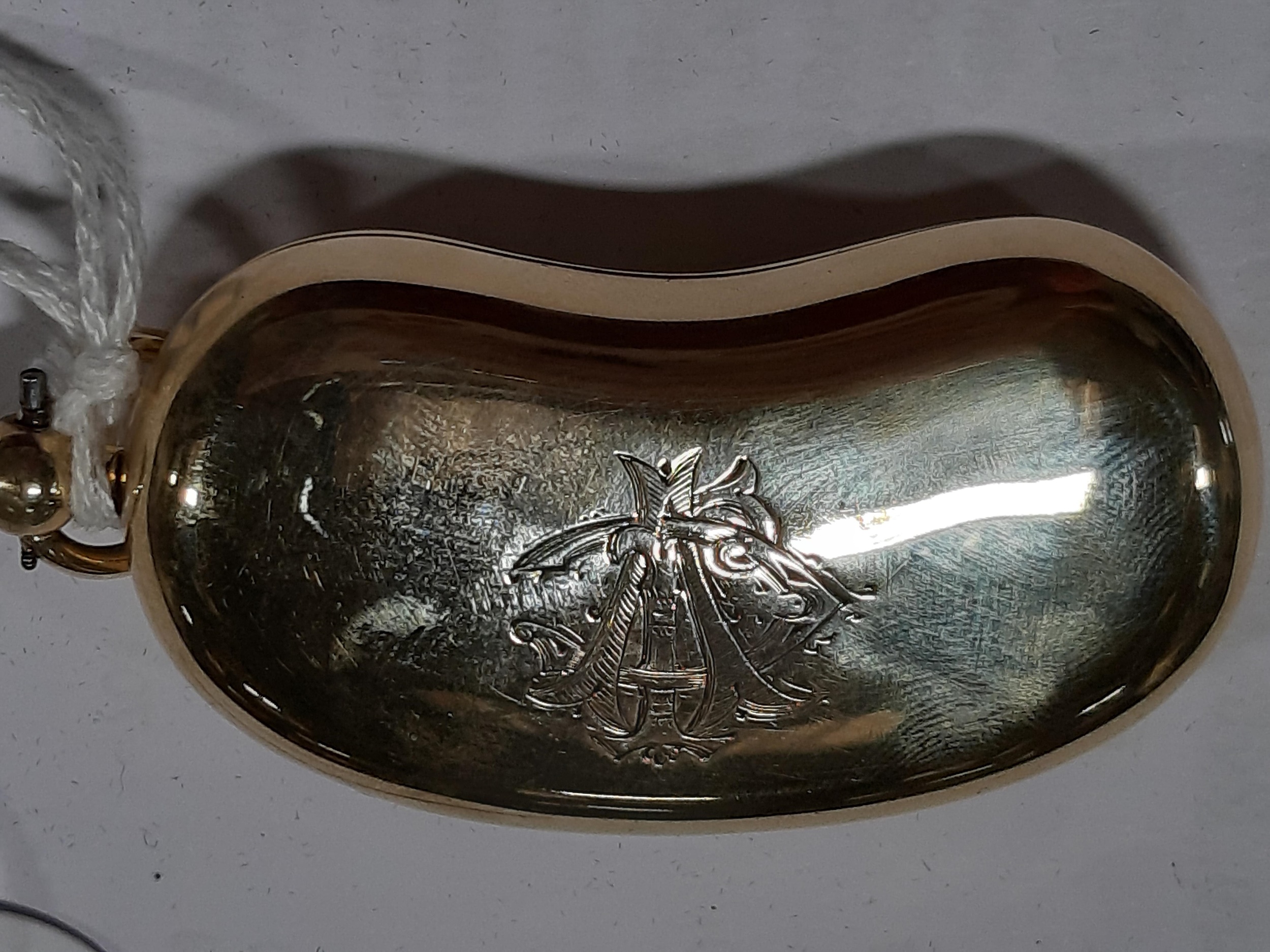 Lot 307 - George V 9ct gold double Sovereign coin case,