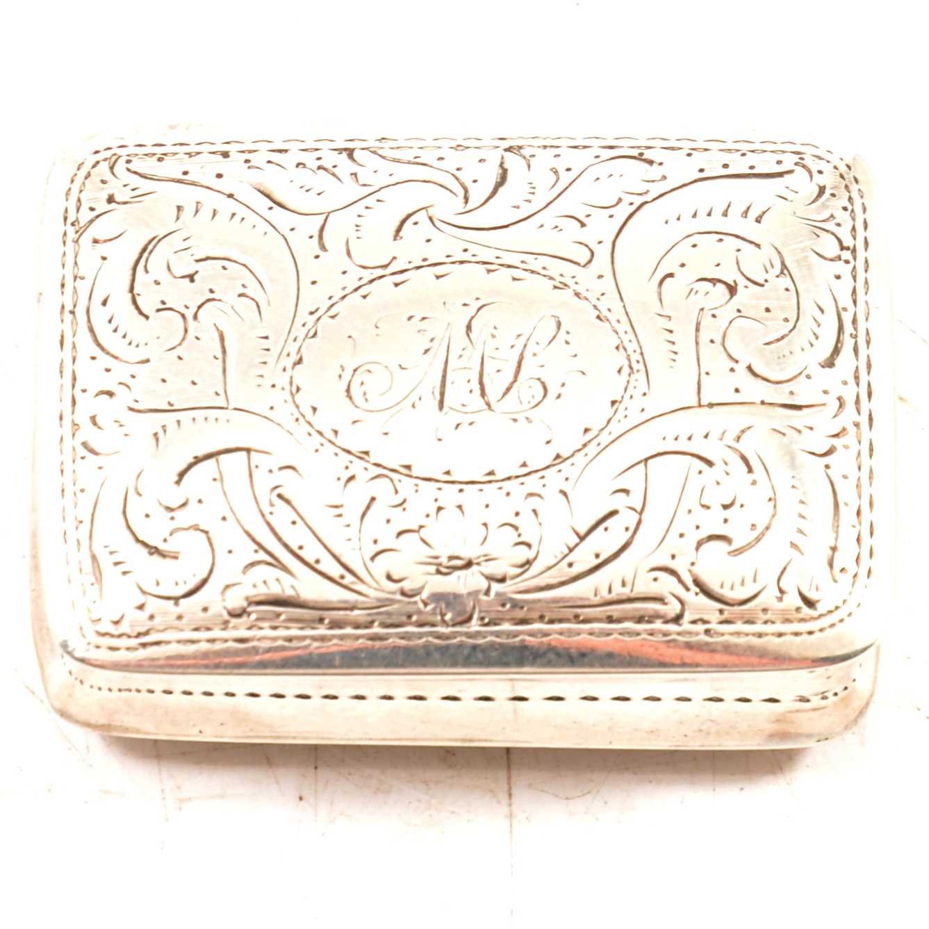 Lot 257 - William IV silver vinaigrette,
