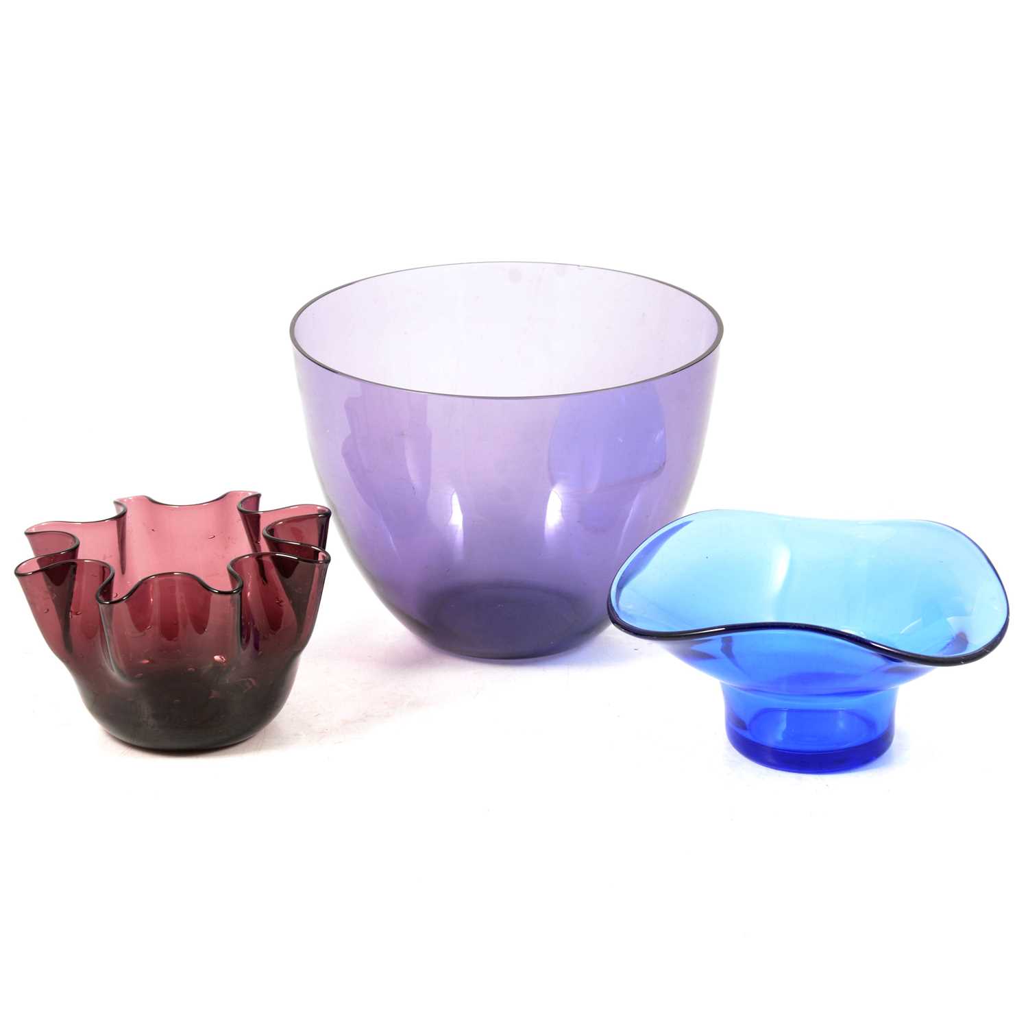 Lot 76 Quantity Of Coloured Decorative Glassware