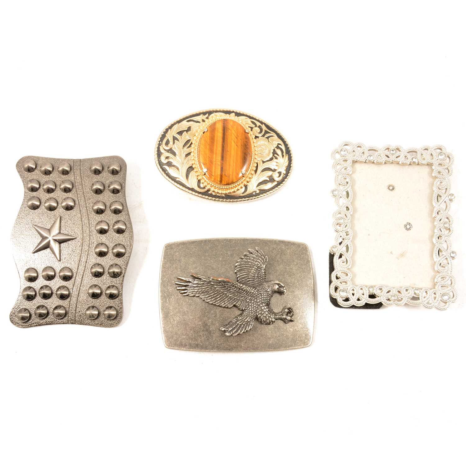 Buckles for sale store