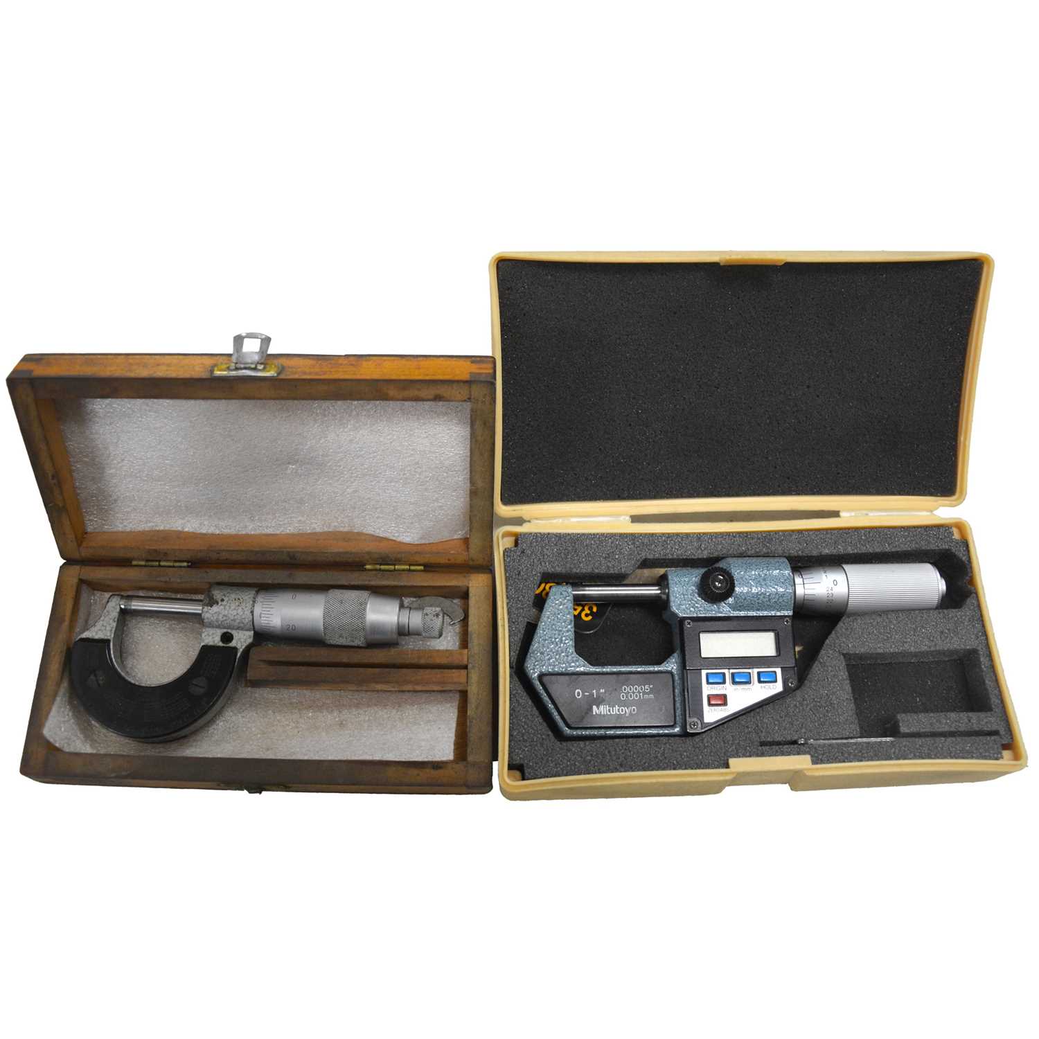 Lot 210 - A Mitutoyo digital caliper, 0-1 inch, and an