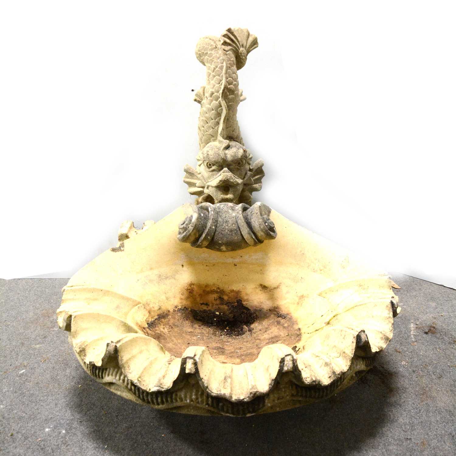 Lot 518 - Haddonstone Shell Wall Fountain,