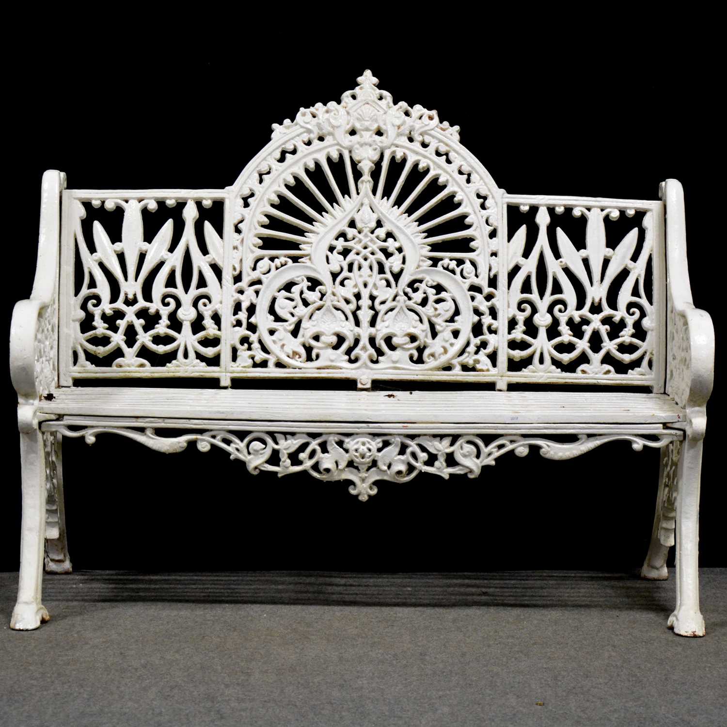 Lot 151 - Heavy cast iron Peacock pattern garden bench,