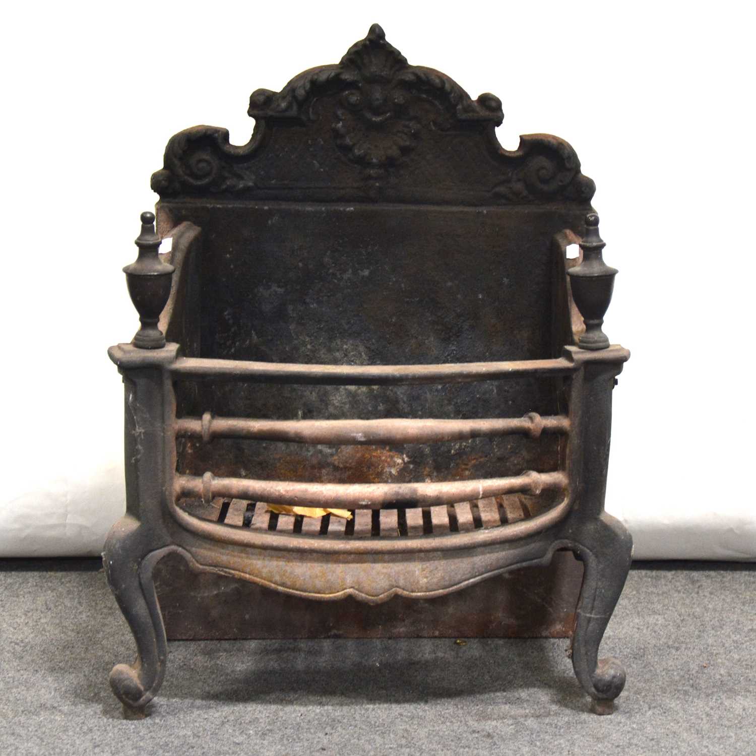 Lot 19 - Adam style cast iron fire basket,