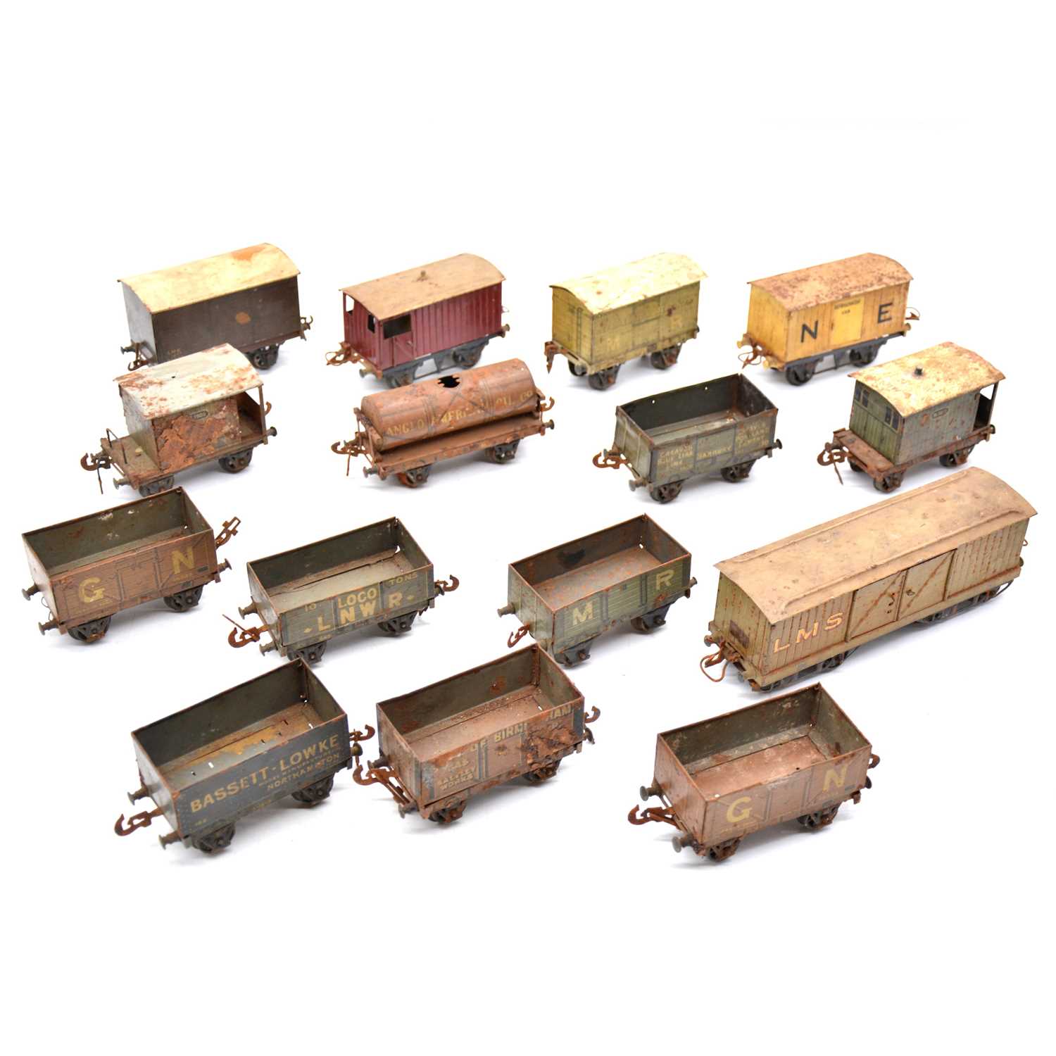 Lot 263 Fifteen O Gauge Model Railway Freight Cars