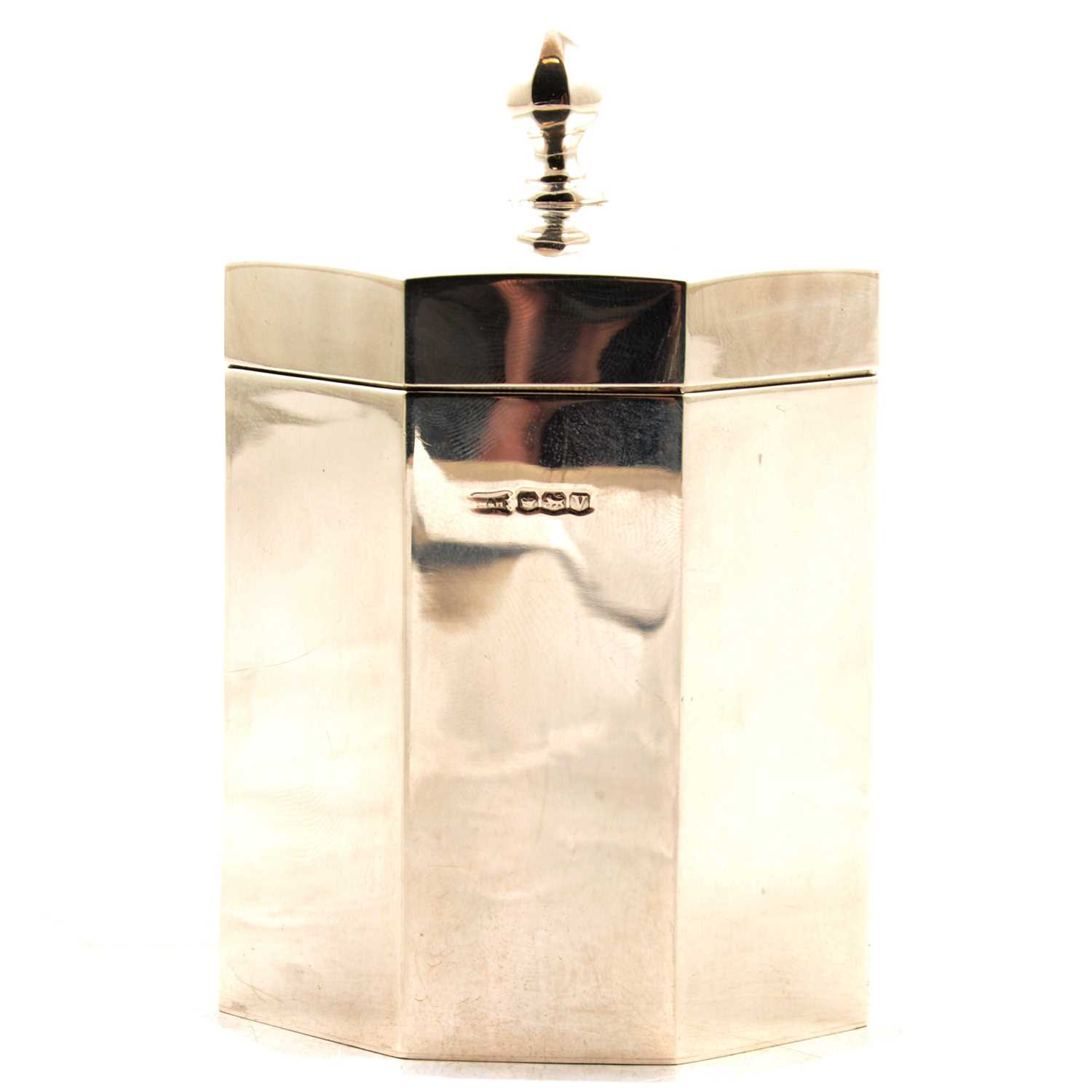 Lot 294 - An octagonal silver cigarette box with