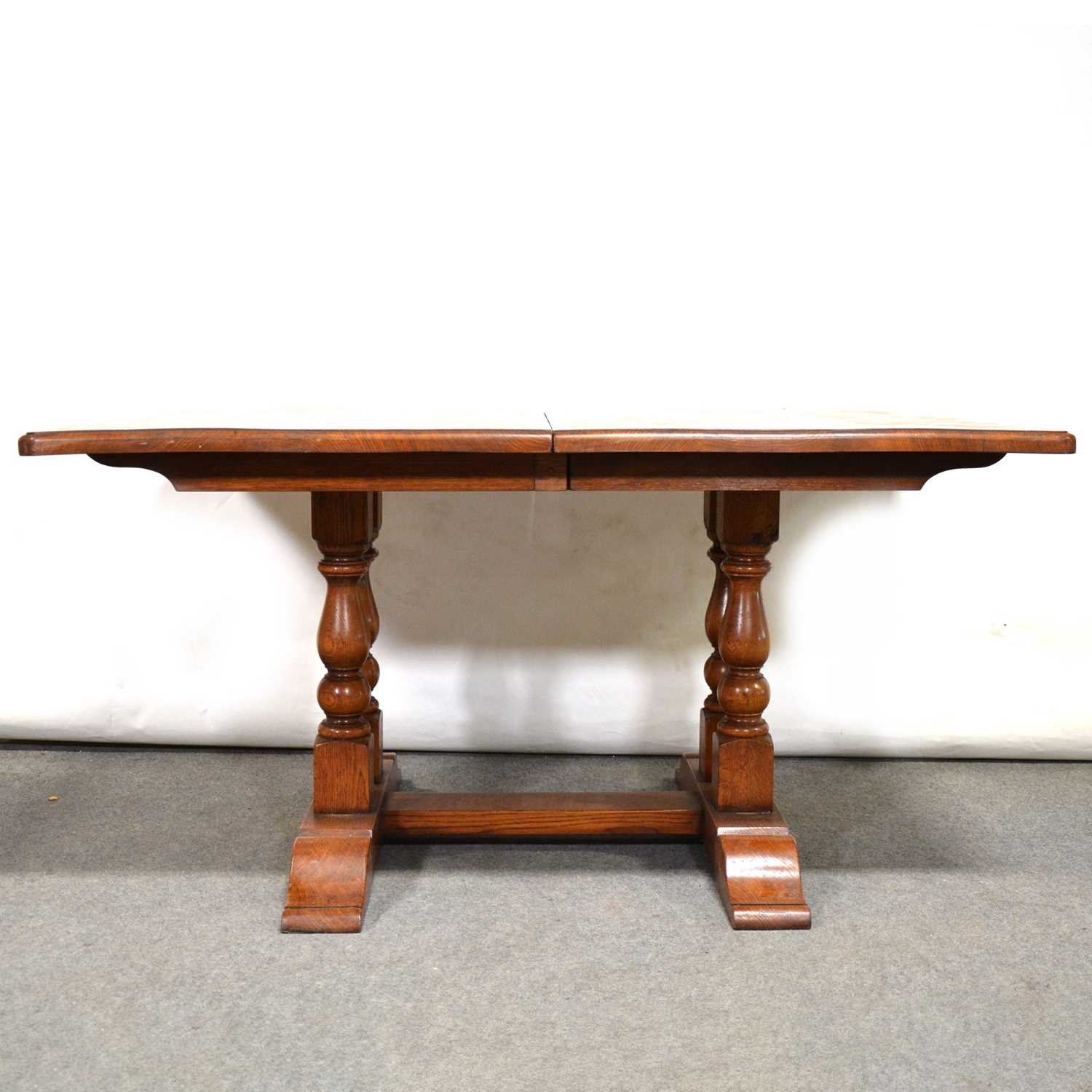 Lot 444 - Haselbech oak pull out dining table,