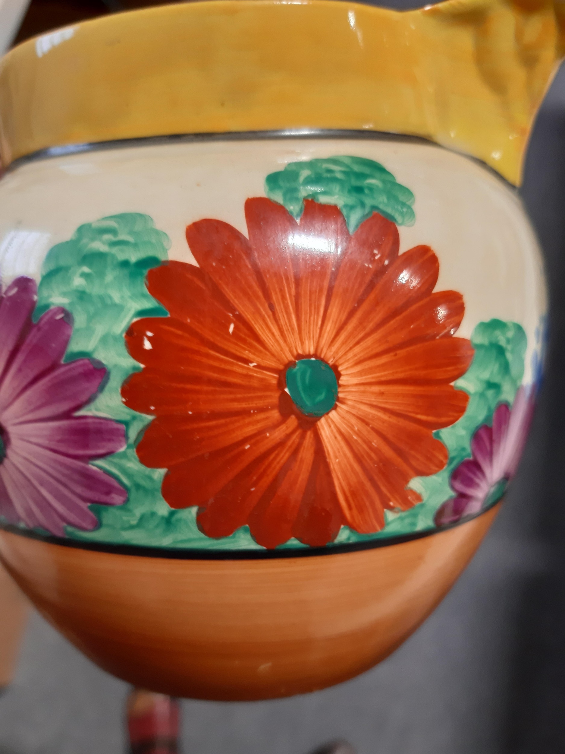 Lot 7 - Clarice Cliff 'Gayday' pattern jug