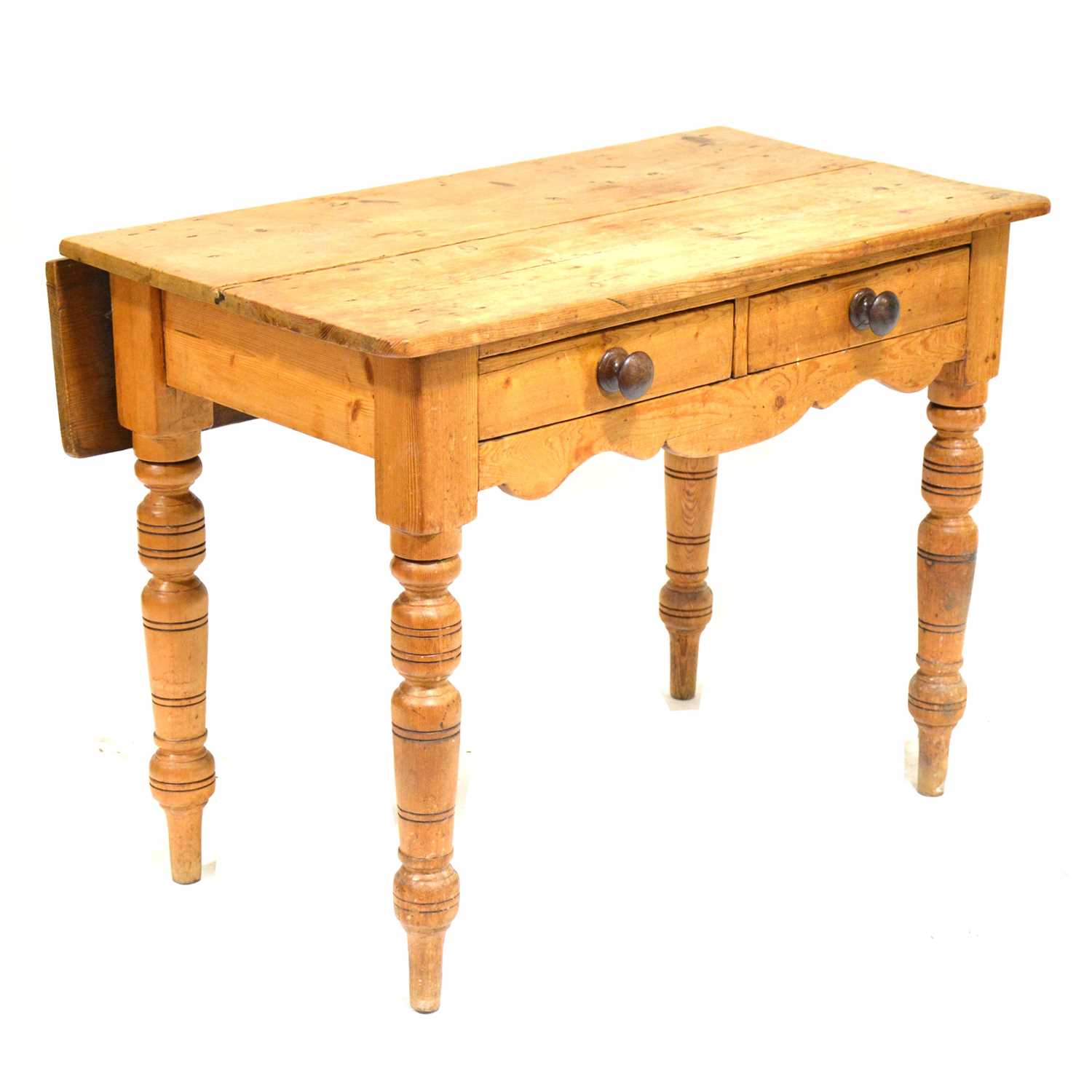 Lot 479 - Pine drop-leaf kitchen table,