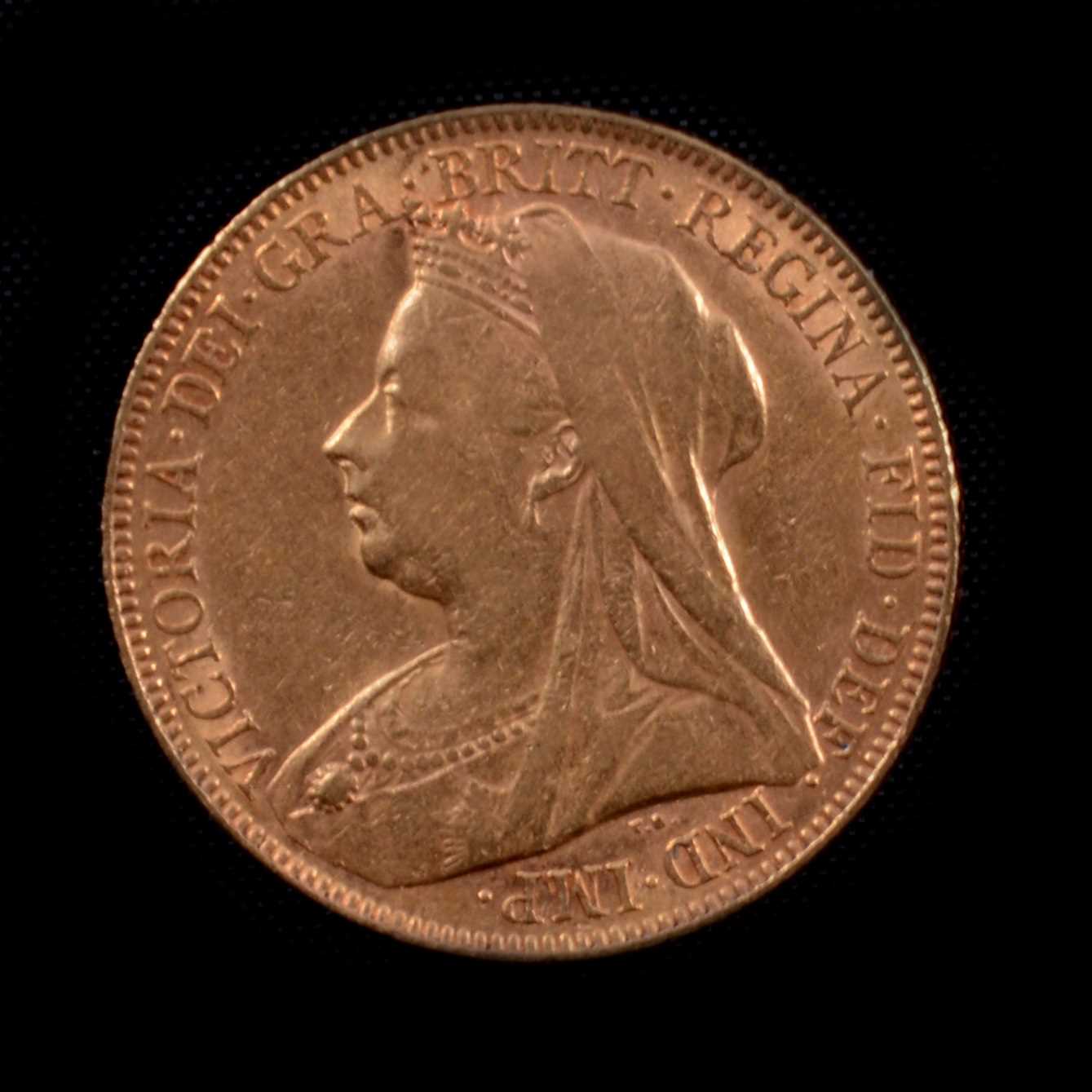 Lot 266 - A Gold Full Sovereign coin, Victoria Veiled