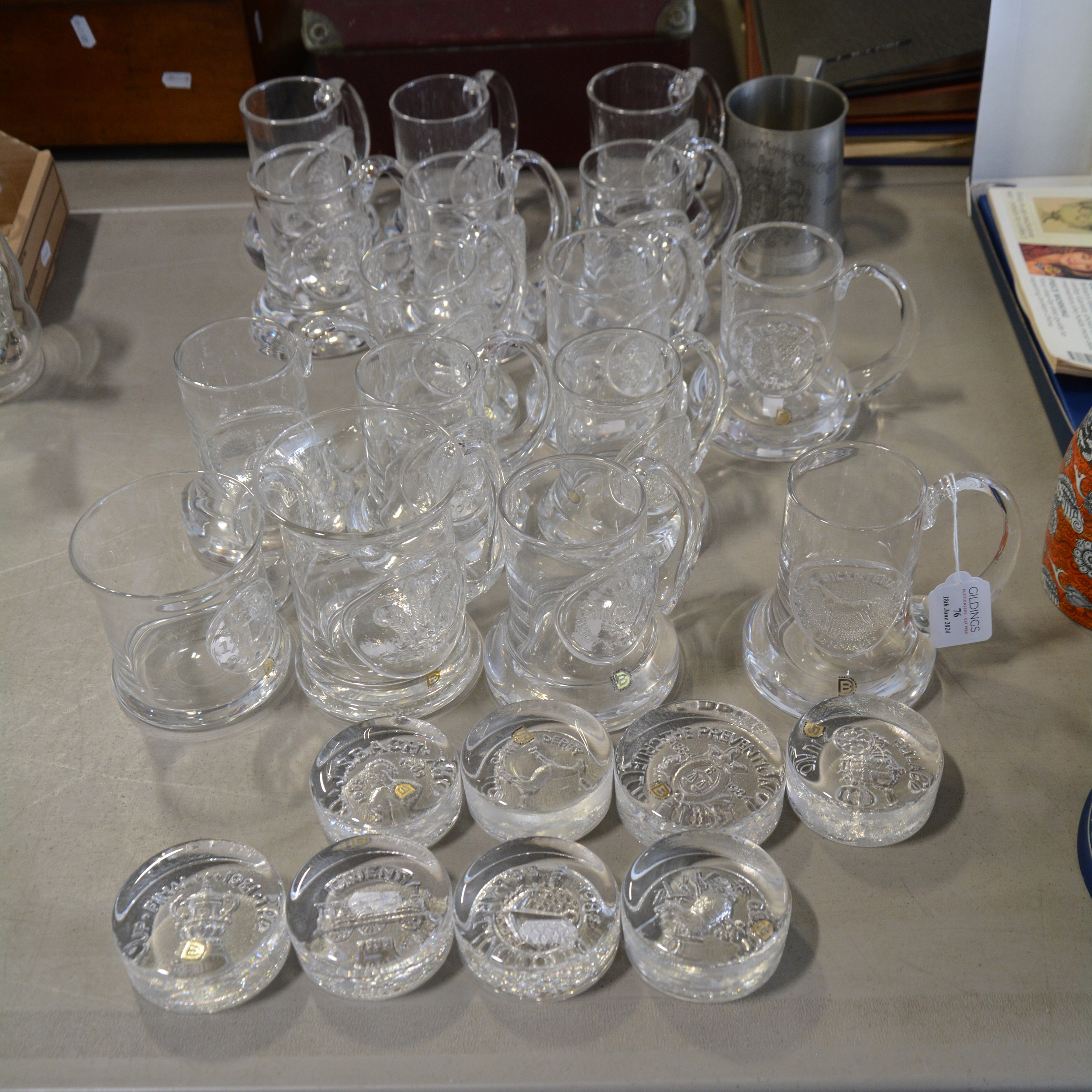 Lot 76 - Collection of crystal tankards and